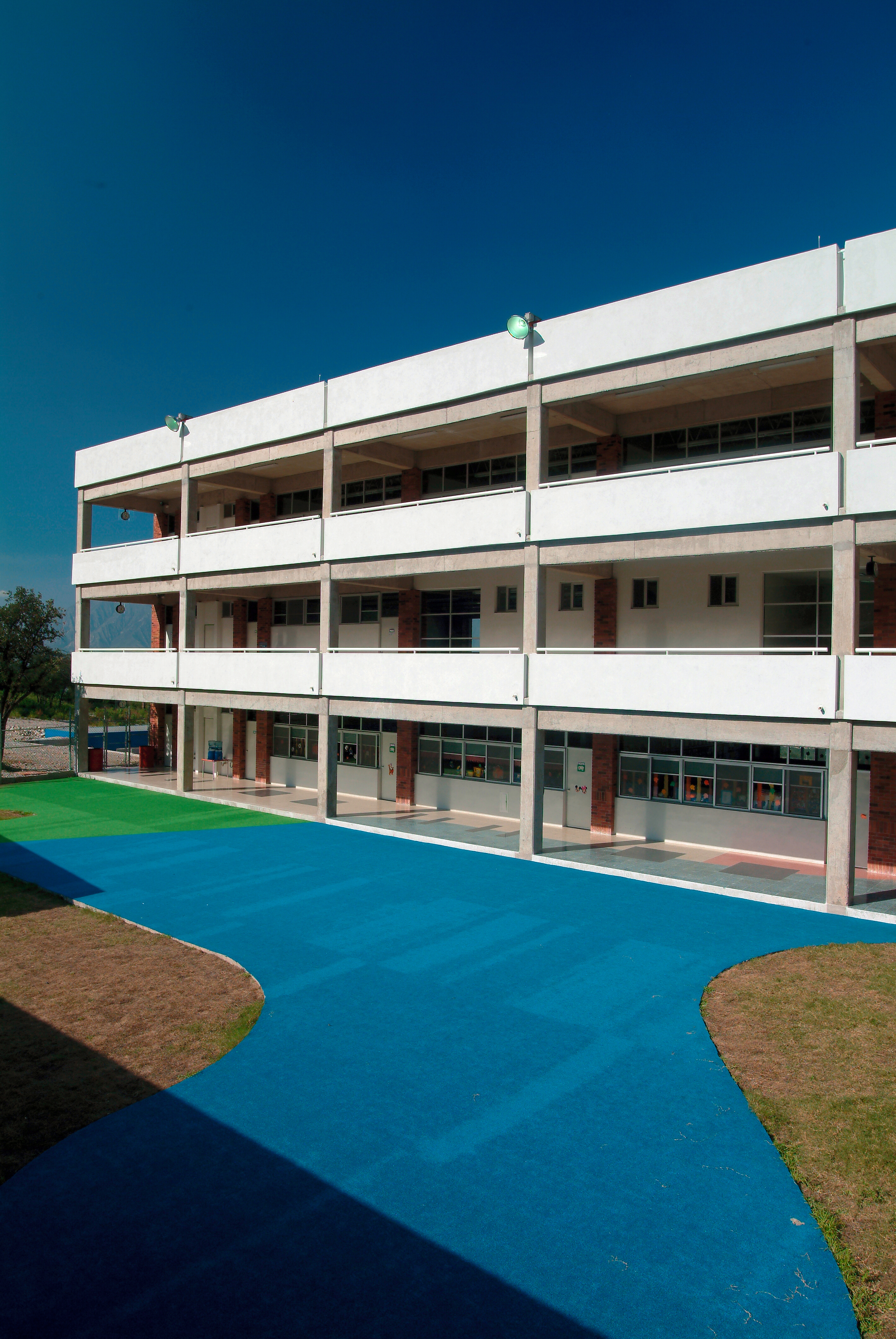 Motolinia by Arq. Bernardo Hinojosa / Arquiplan - Architizer