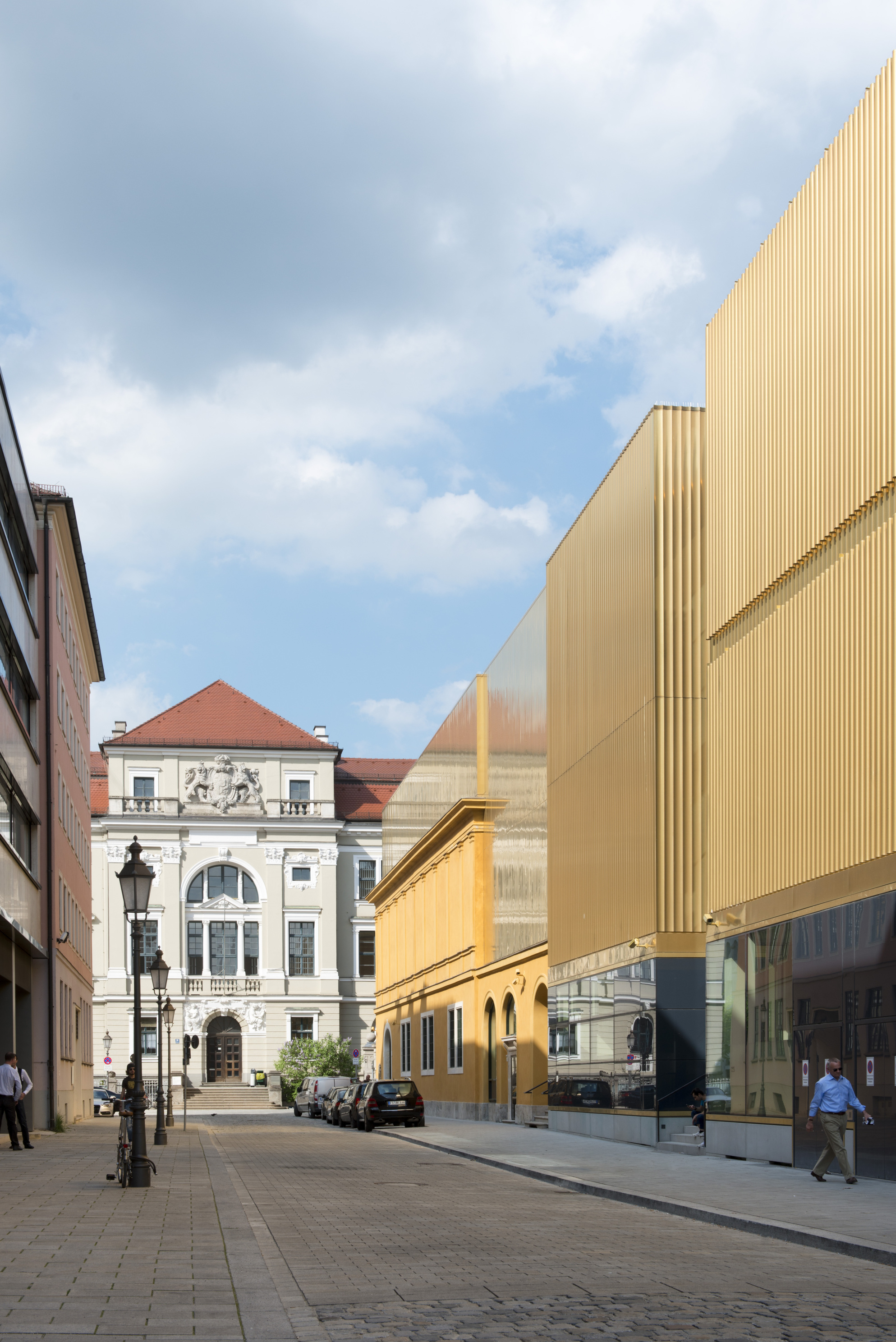 Lenbachhaus Museum by Foster + Partners - Architizer