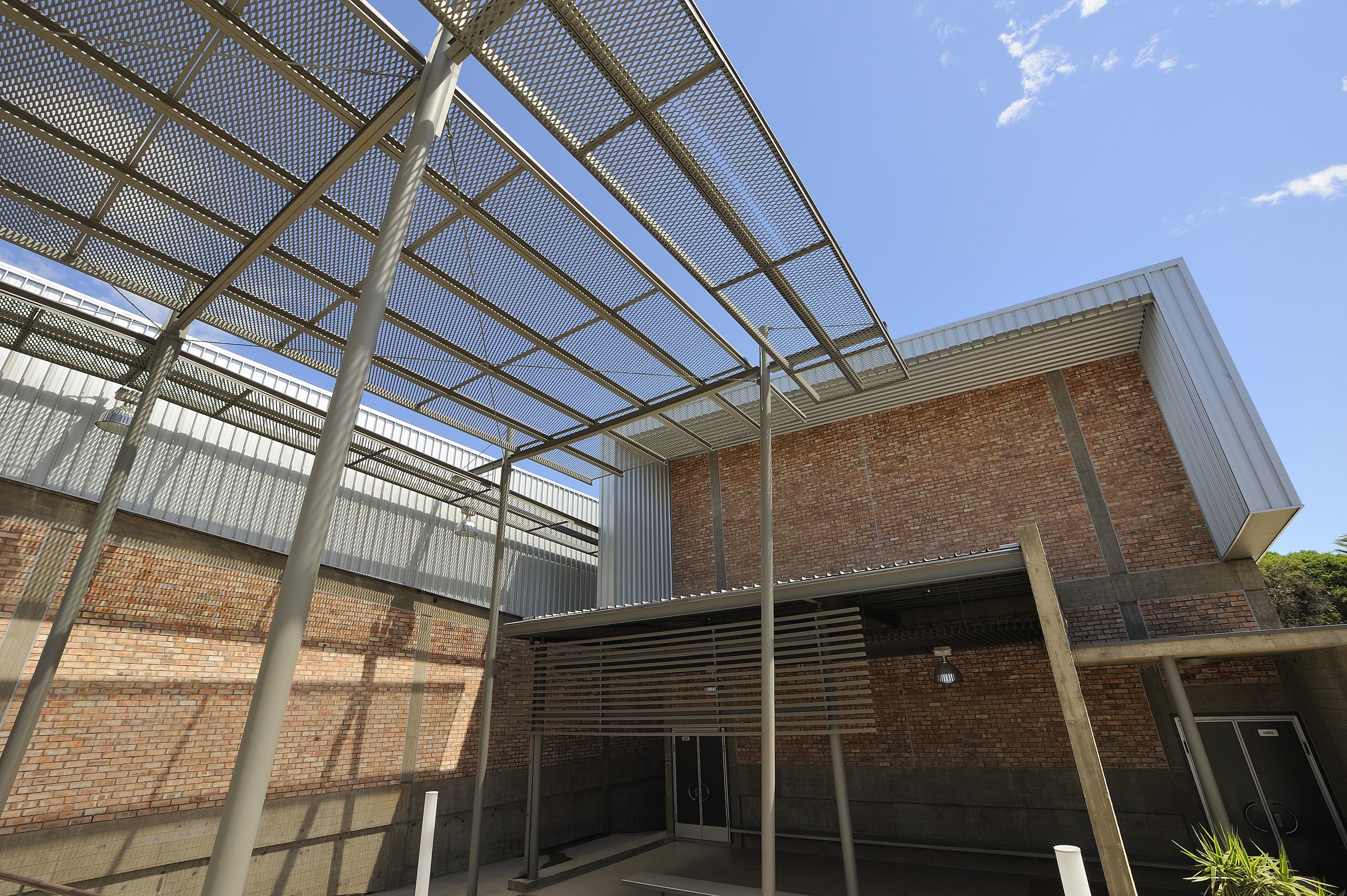 New Lecture Halls for the University of Namibia by Jaco Wasserfall ...