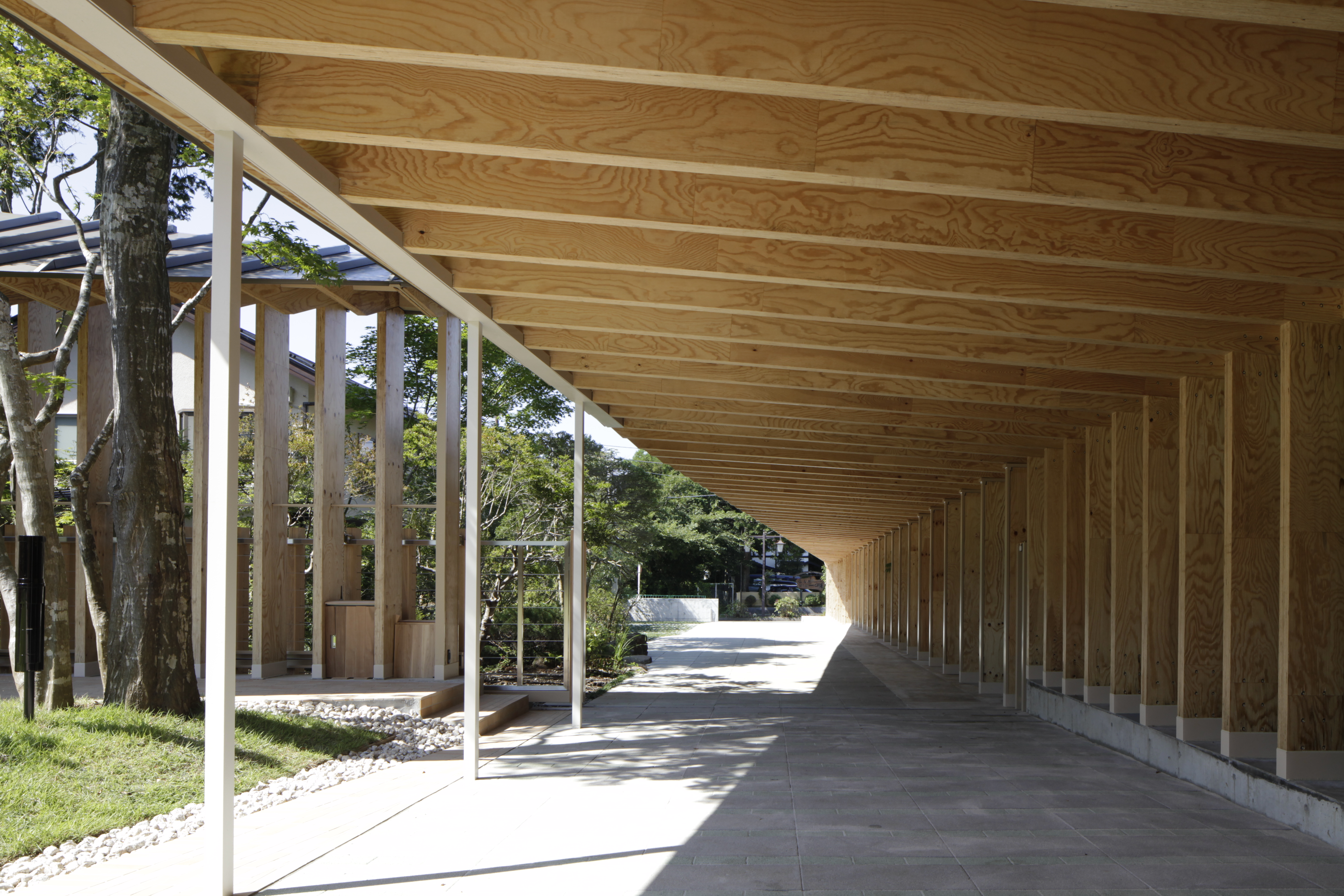 Villa at Sengokubara by Shigeru Ban Architects - Architizer