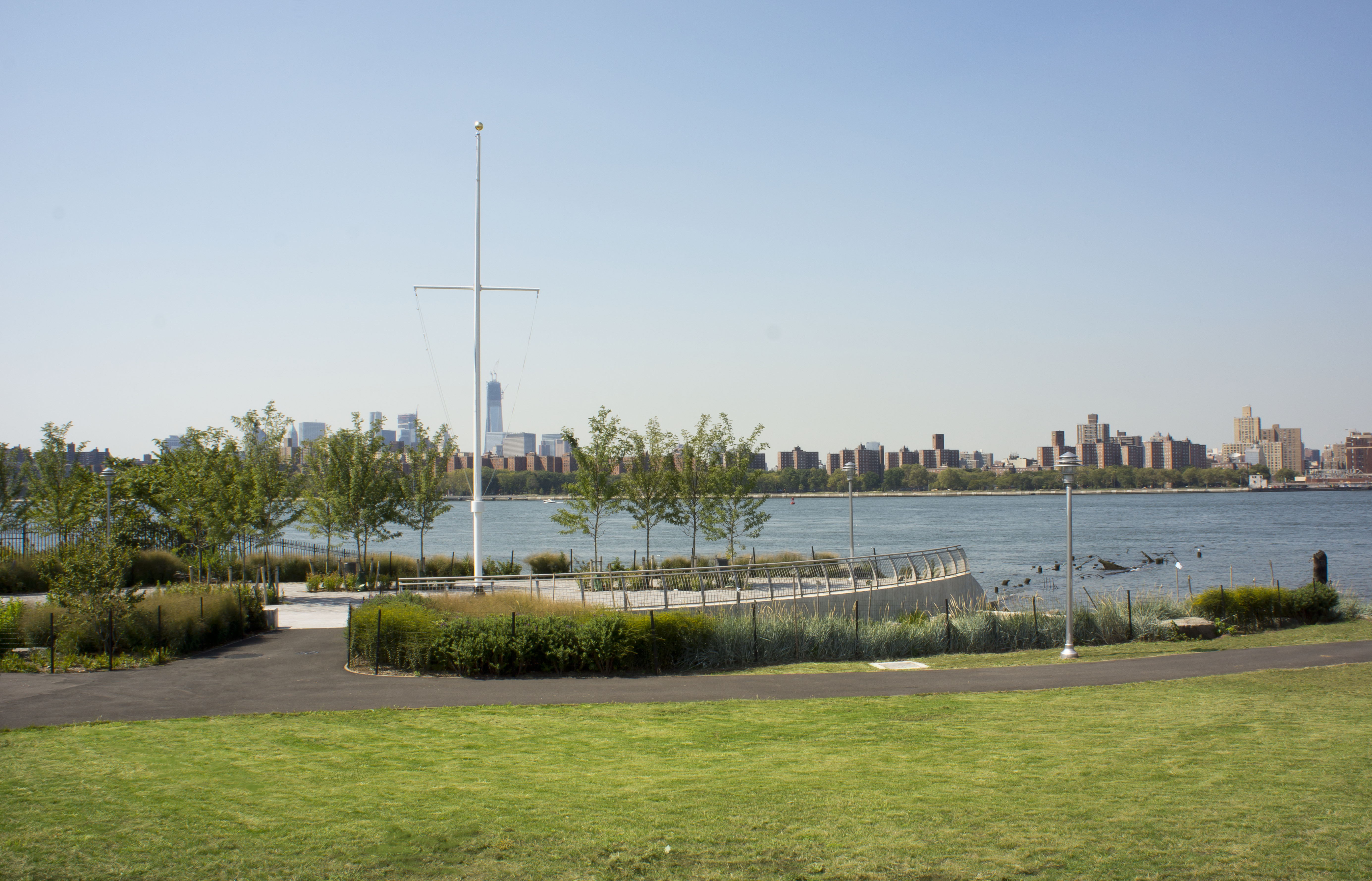 Bushwick Inlet Park by Starr Whitehouse Landscape Architects and ...