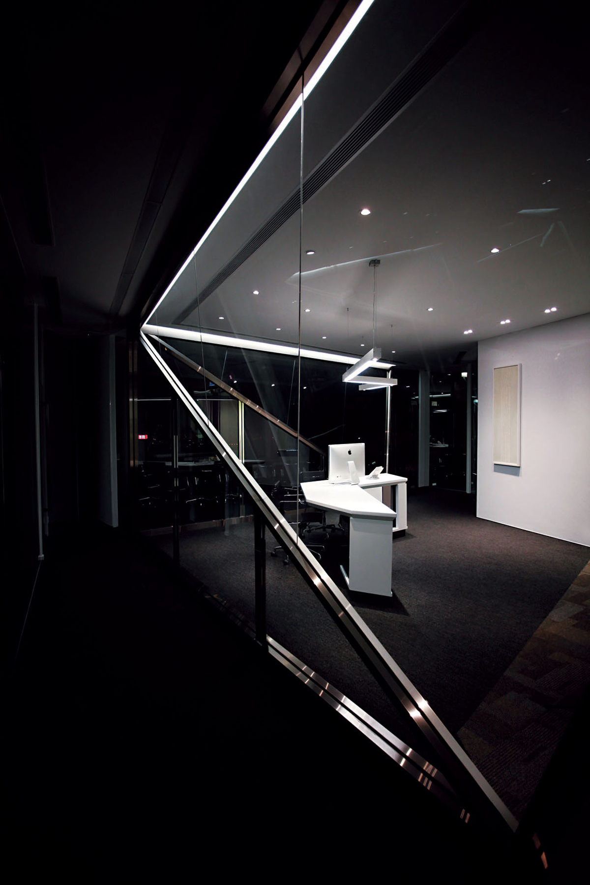 Brockman Mining Office by THE XSS LIMITED - Architizer