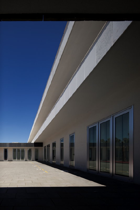 School Center Paredes Alenquer by Andre Espinho Arquitectura - Architizer