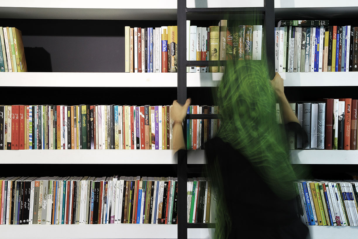 "Ketab-e-Dastan" Bookstore by ExArchitecture - Architizer