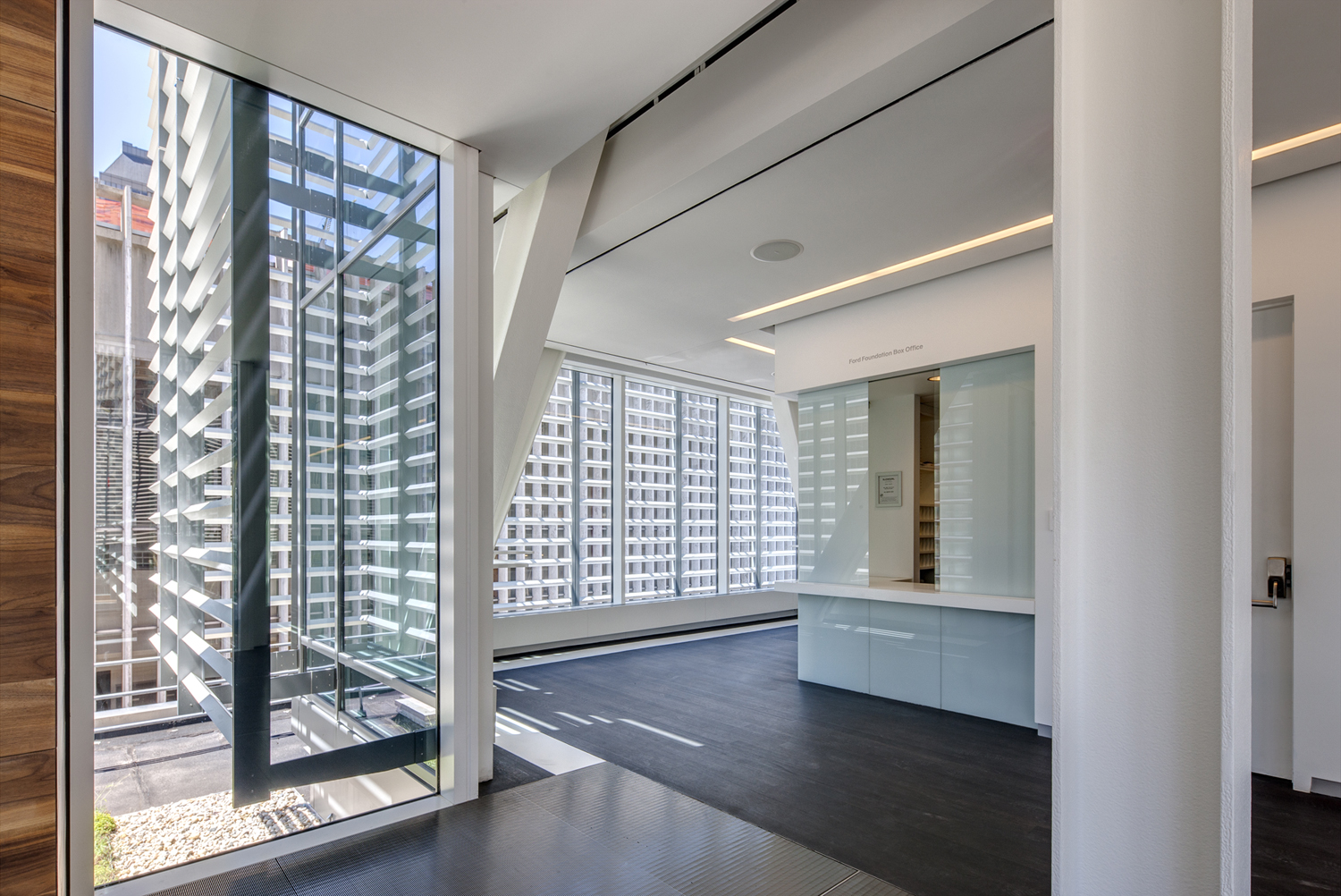 Lincoln Center Theater LCT3 by H3 Hardy Collaboration Architecture, LLC ...