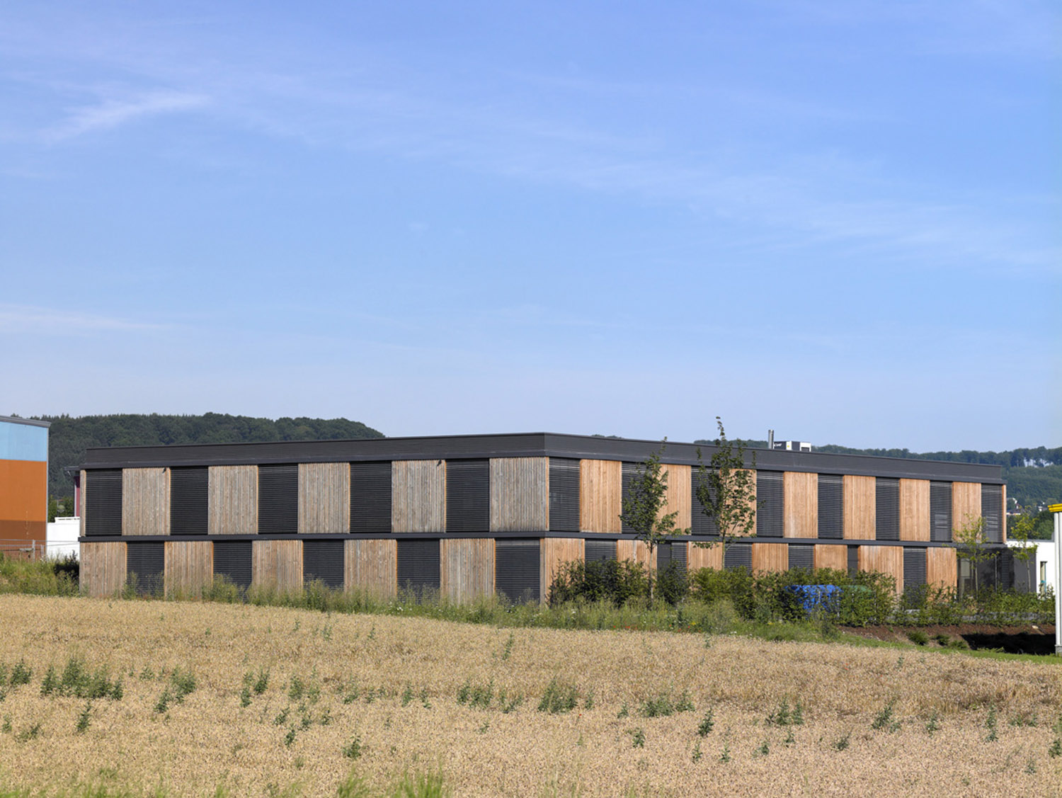 Newteam Office Building BMBT by STDM architects & urban planners ...