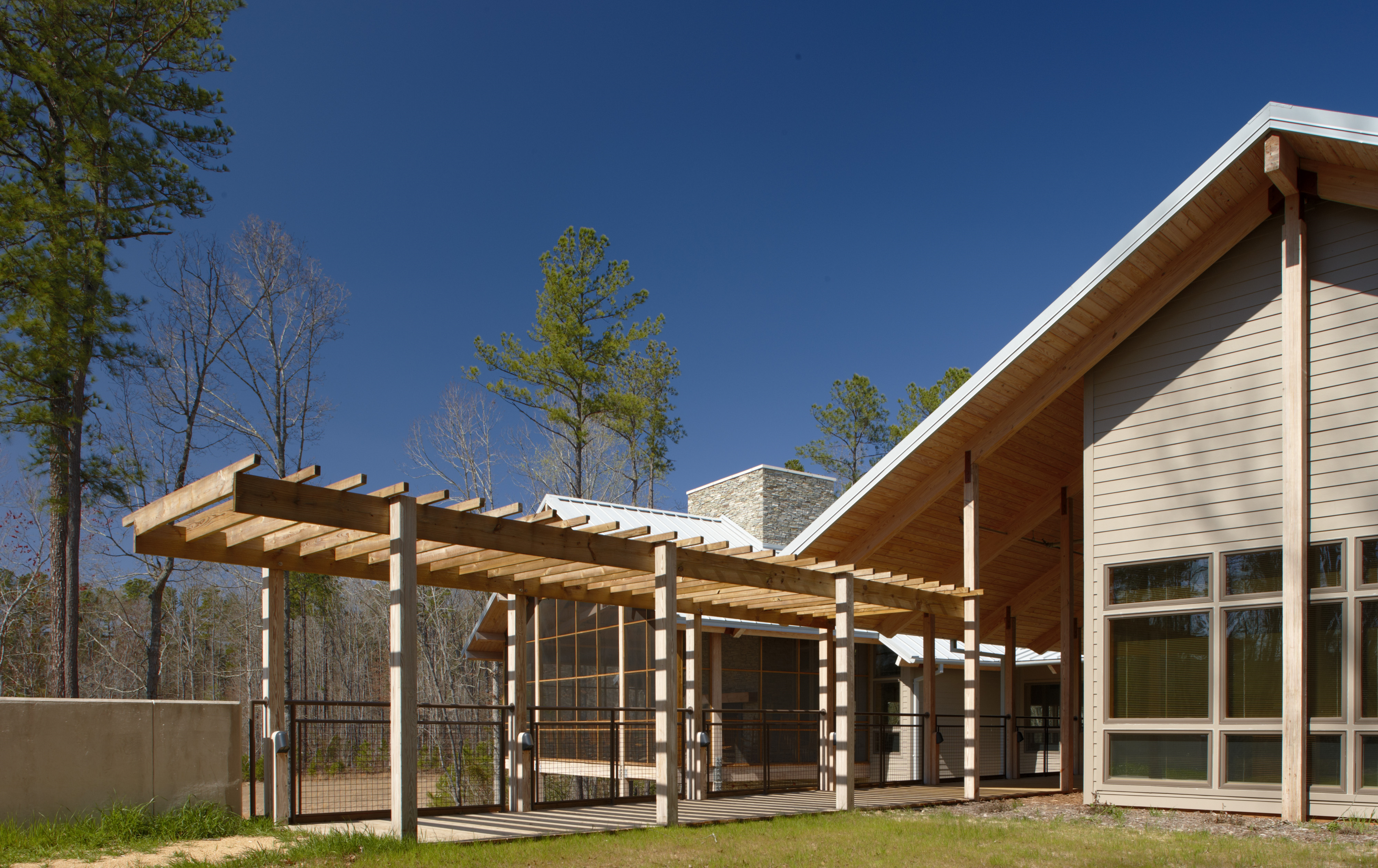 Camp Mary Atkinson Leadership Center by Dan Huffman Architecture, PA ...