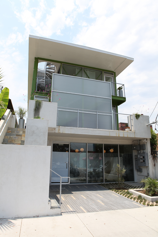Venice Beach Containers - Live Work Condos by DeMaria Design Associates ...