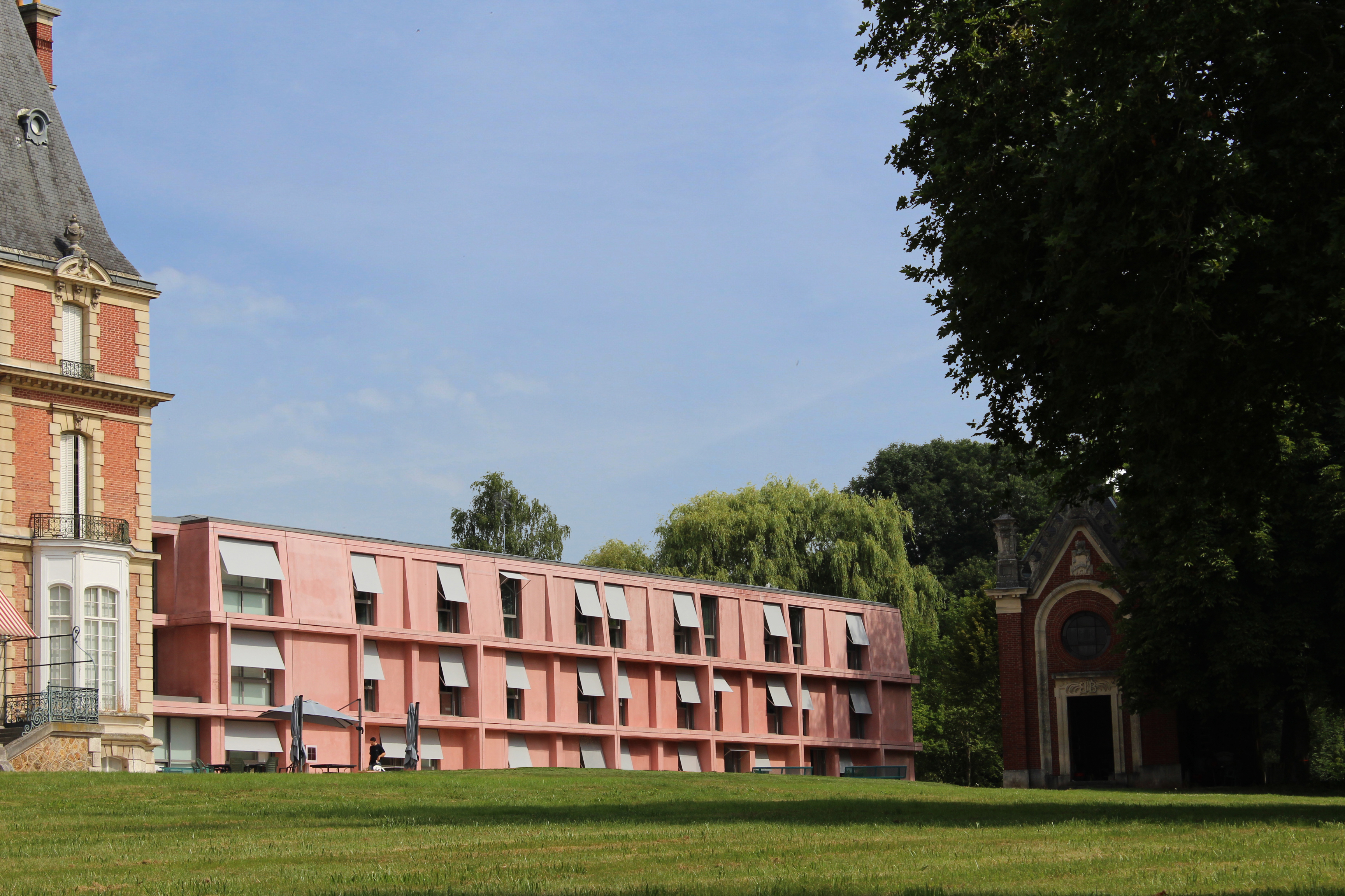 Retirement Home Vaugrigneuse Château de la Fontaine aux Cossons by ...