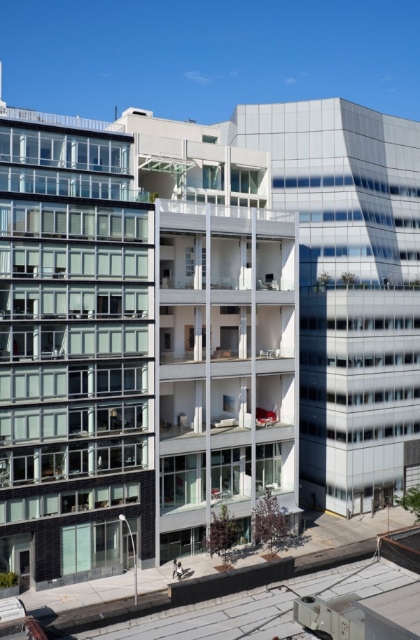 524 West 19th Street: Metal Shutter Houses by Montroy Andersen DeMarco ...