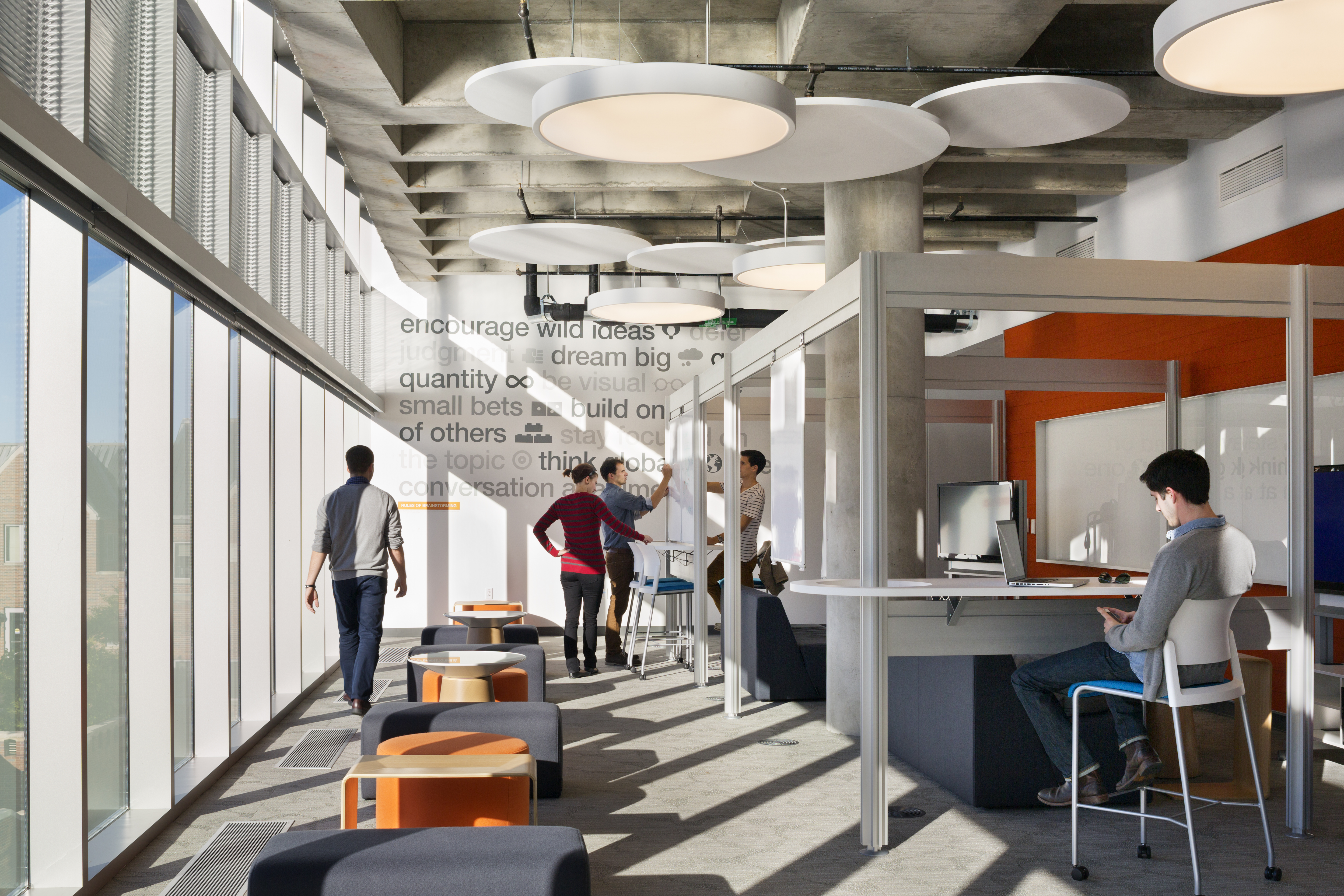 The Henry W. Bloch Executive Hall for Entrepreneurship and Innovation ...