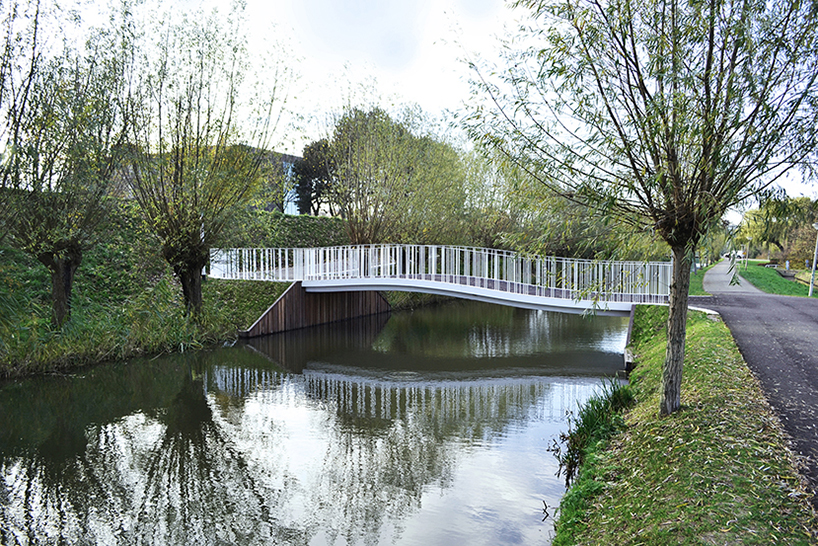 Lightweight Bicycle Bridge by plein06 - Architizer