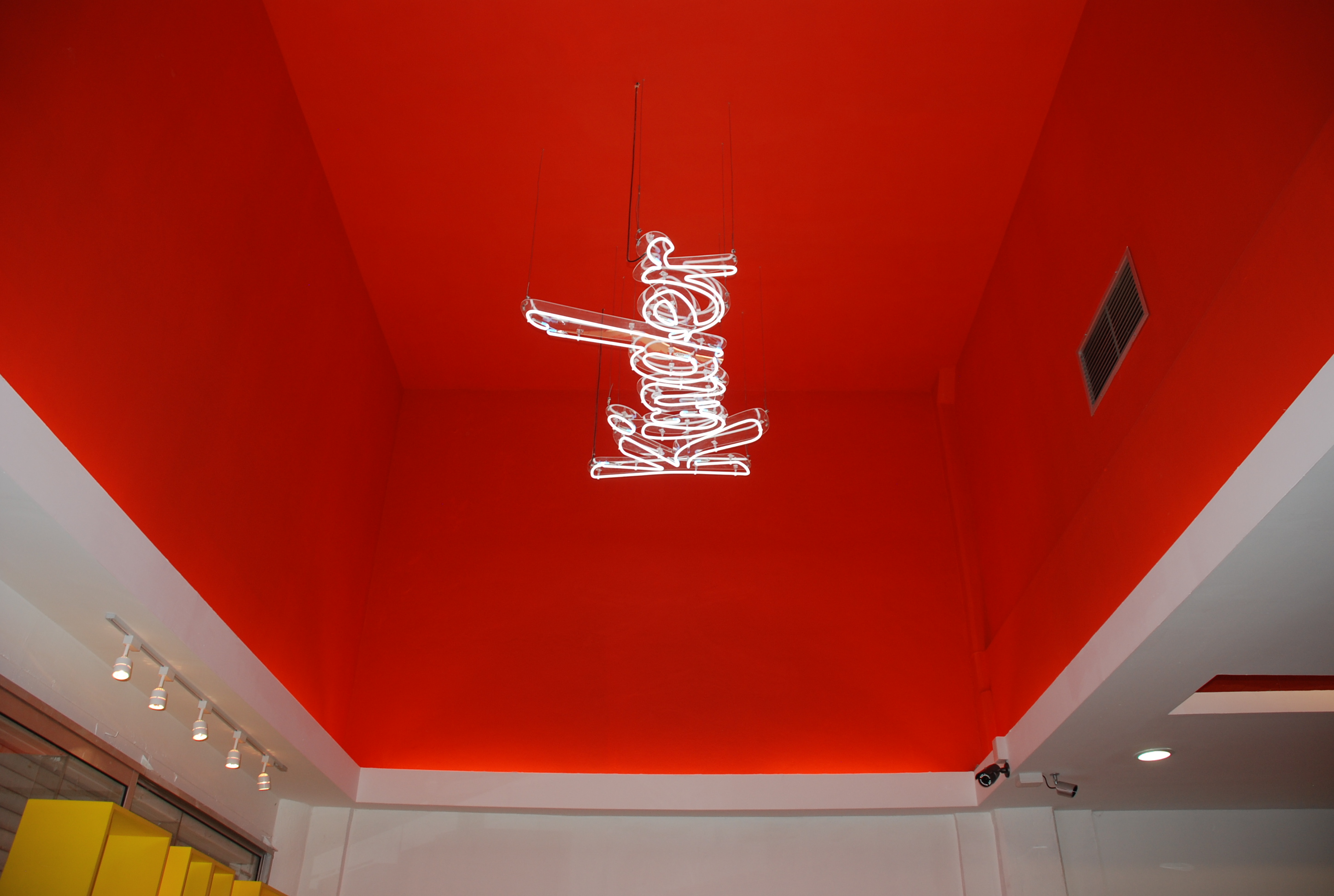 Outlet Kinder Store by AD ARQUITECTOS - Architizer