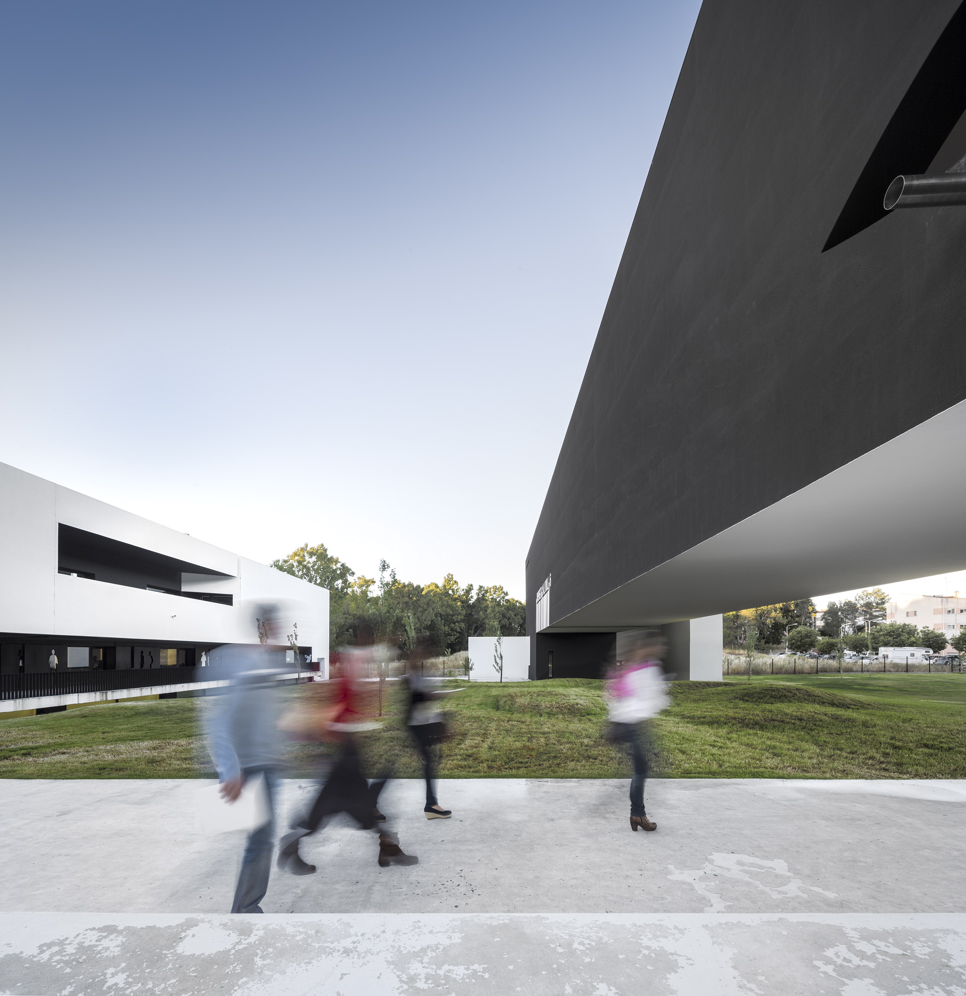 STM . School of Technology and Management by M.AR Nuno Montenegro ...