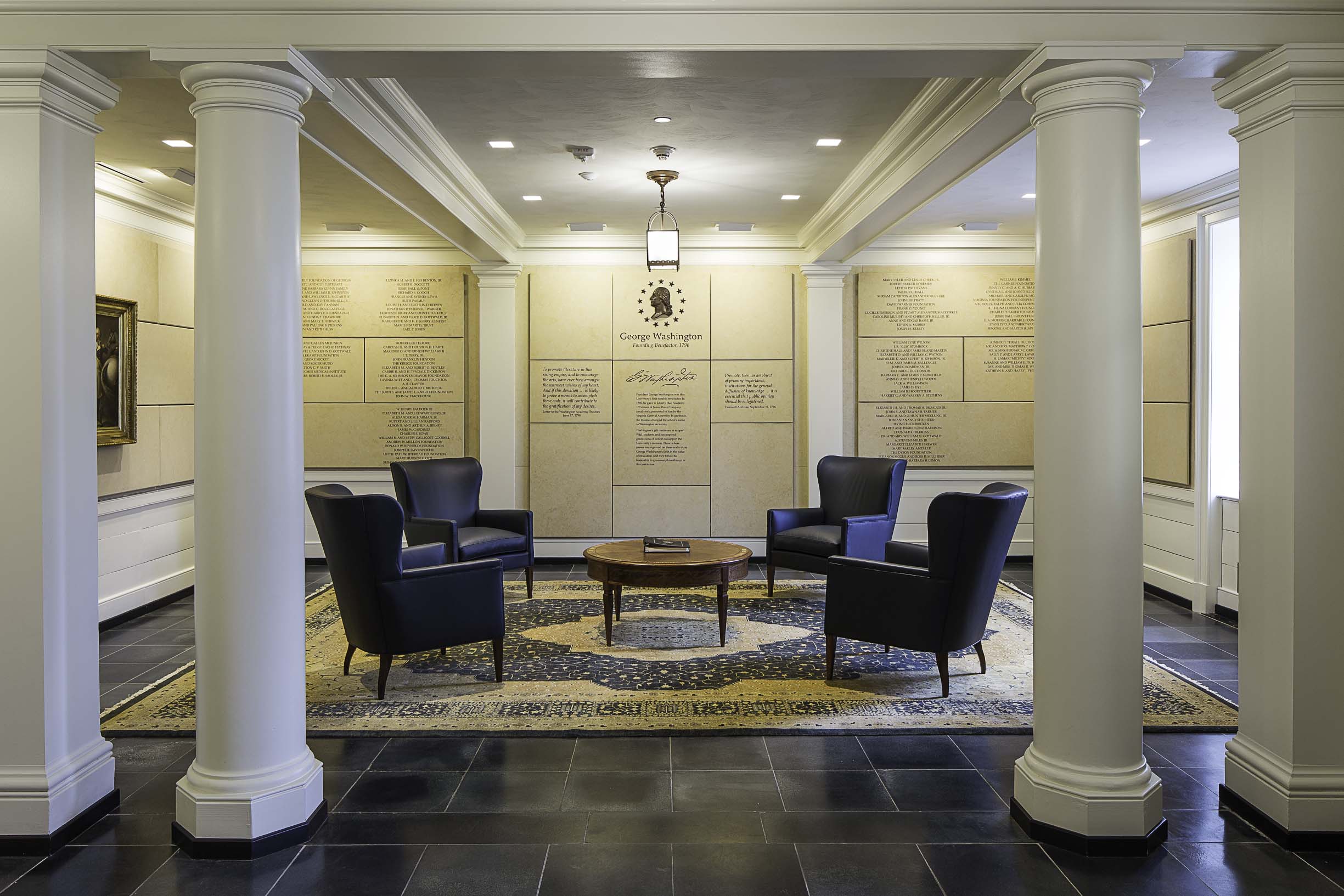 Washington Hall of the Historic Colonnade, Washington and Lee ...