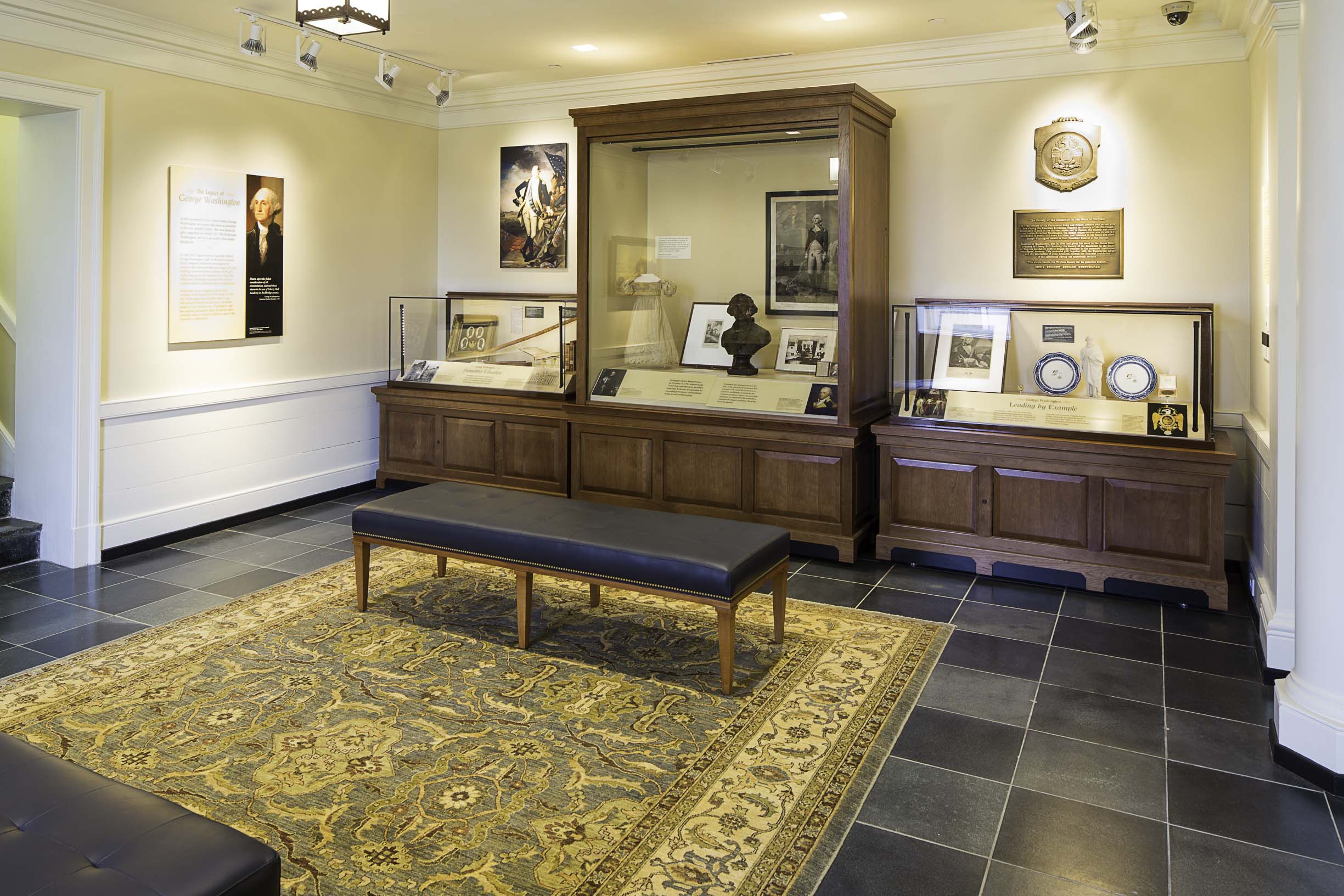 Washington Hall of the Historic Colonnade, Washington and Lee ...