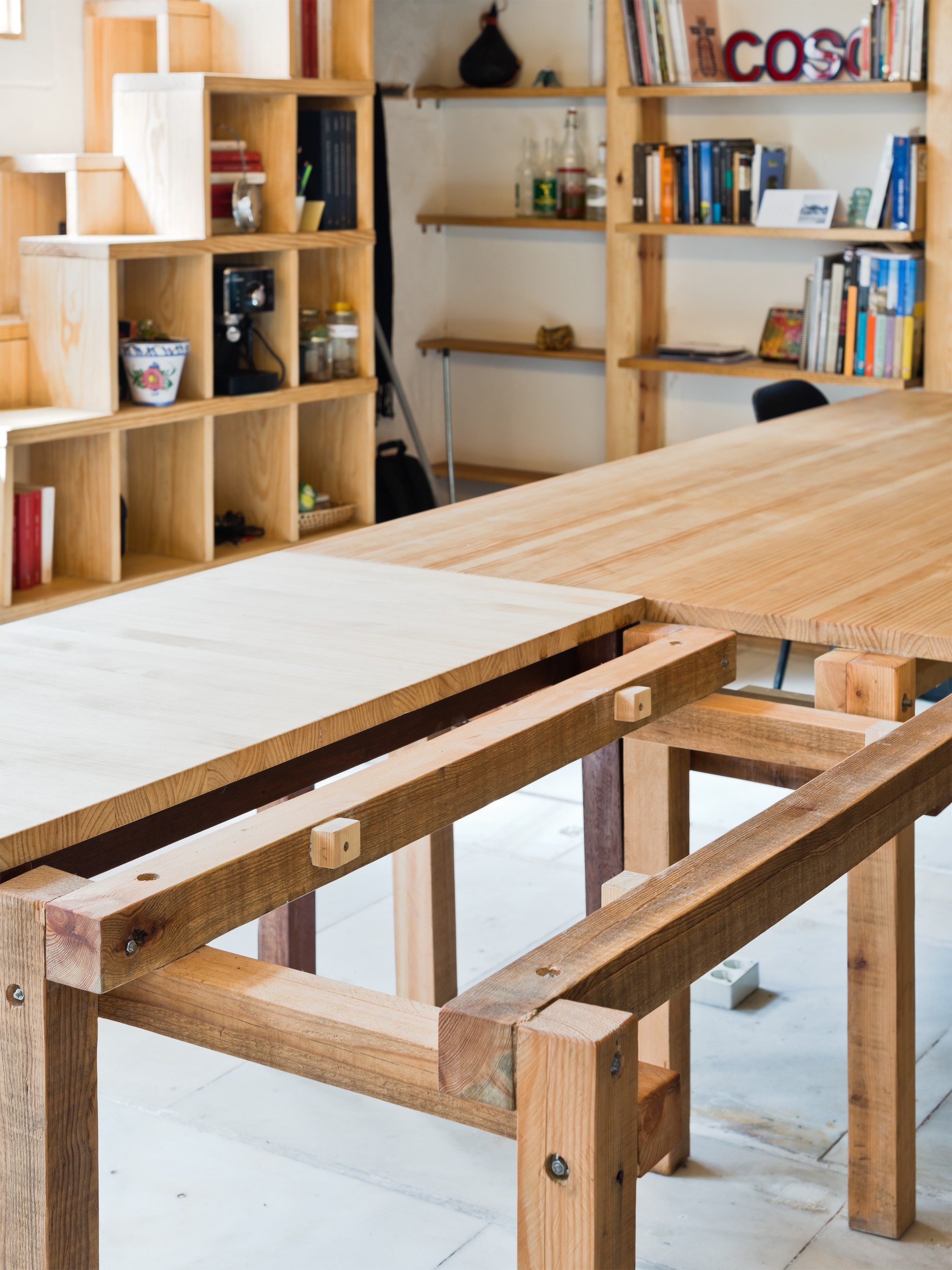 PEC: coworking space in Lavapies Market by PEC. Puesto en Construcción ...