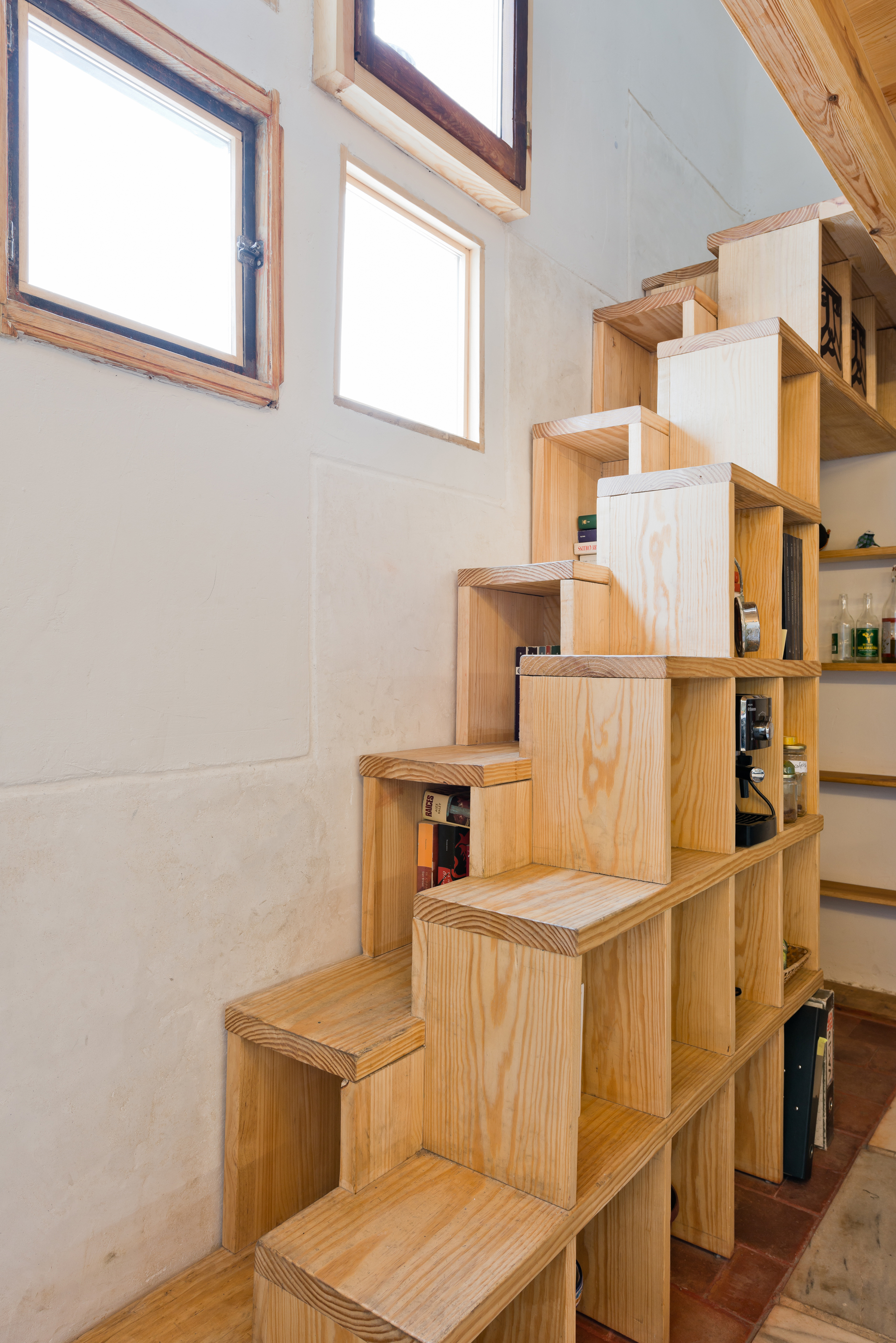 PEC: coworking space in Lavapies Market by PEC. Puesto en Construcción ...
