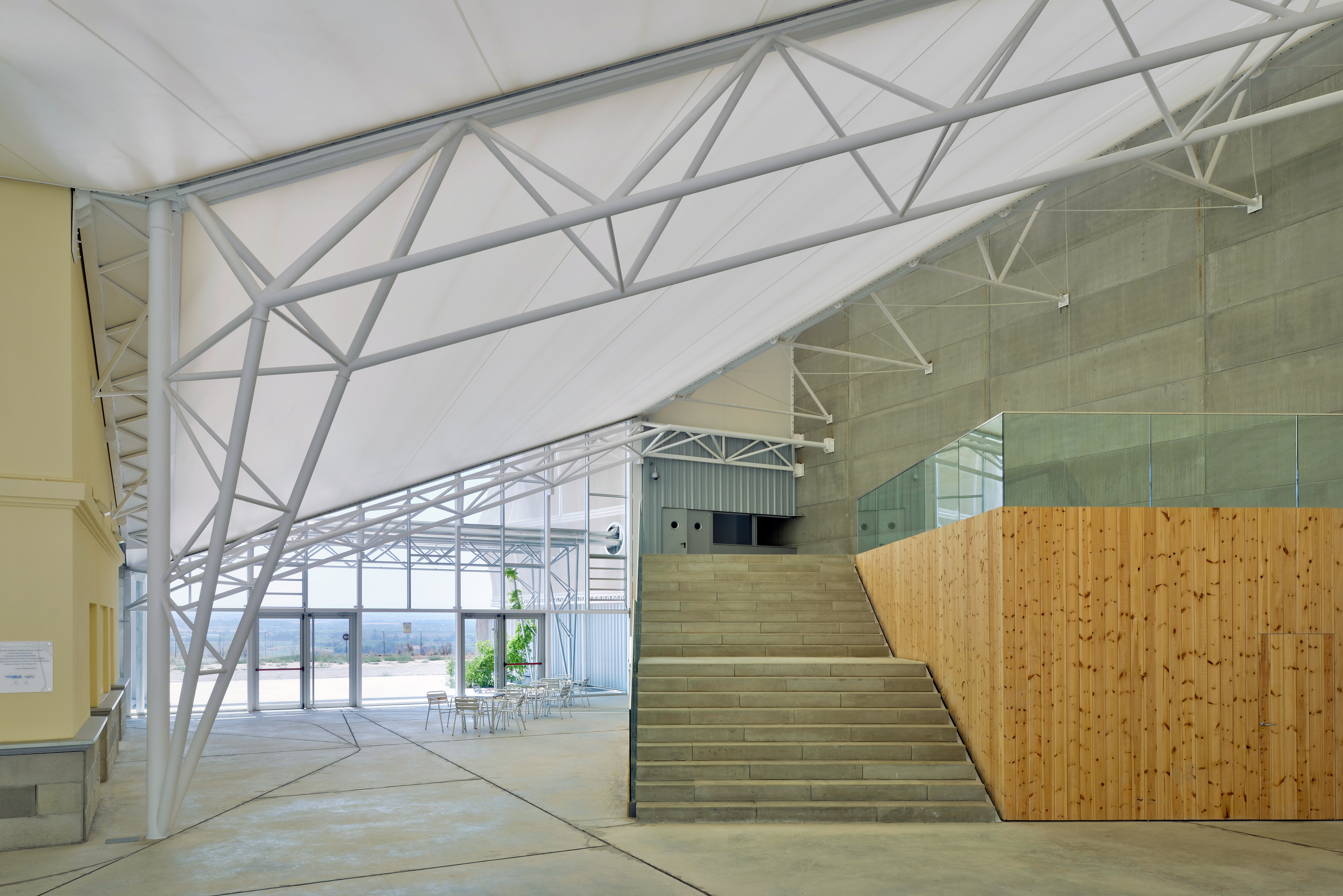 EXPERIMENTAL CENTER FOR THE AUDIOVISUAL PRODUCTION « MAGICAL ...