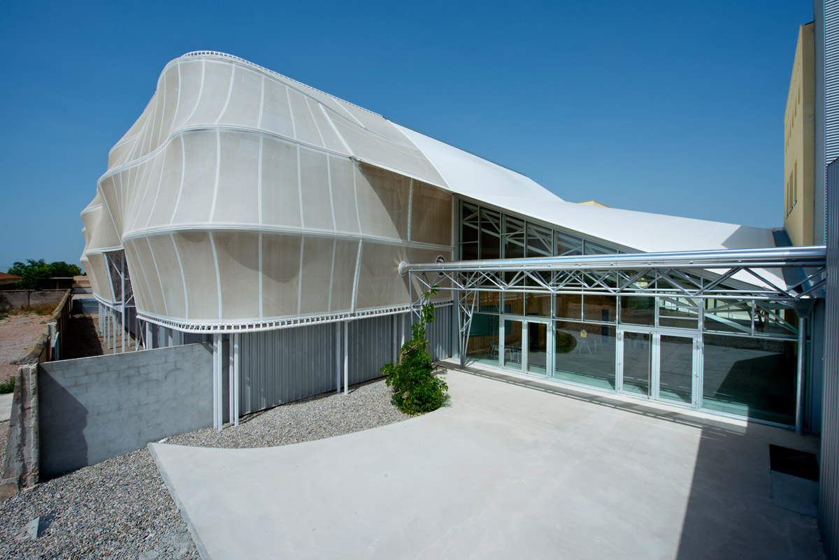 EXPERIMENTAL CENTER FOR THE AUDIOVISUAL PRODUCTION « MAGICAL ...