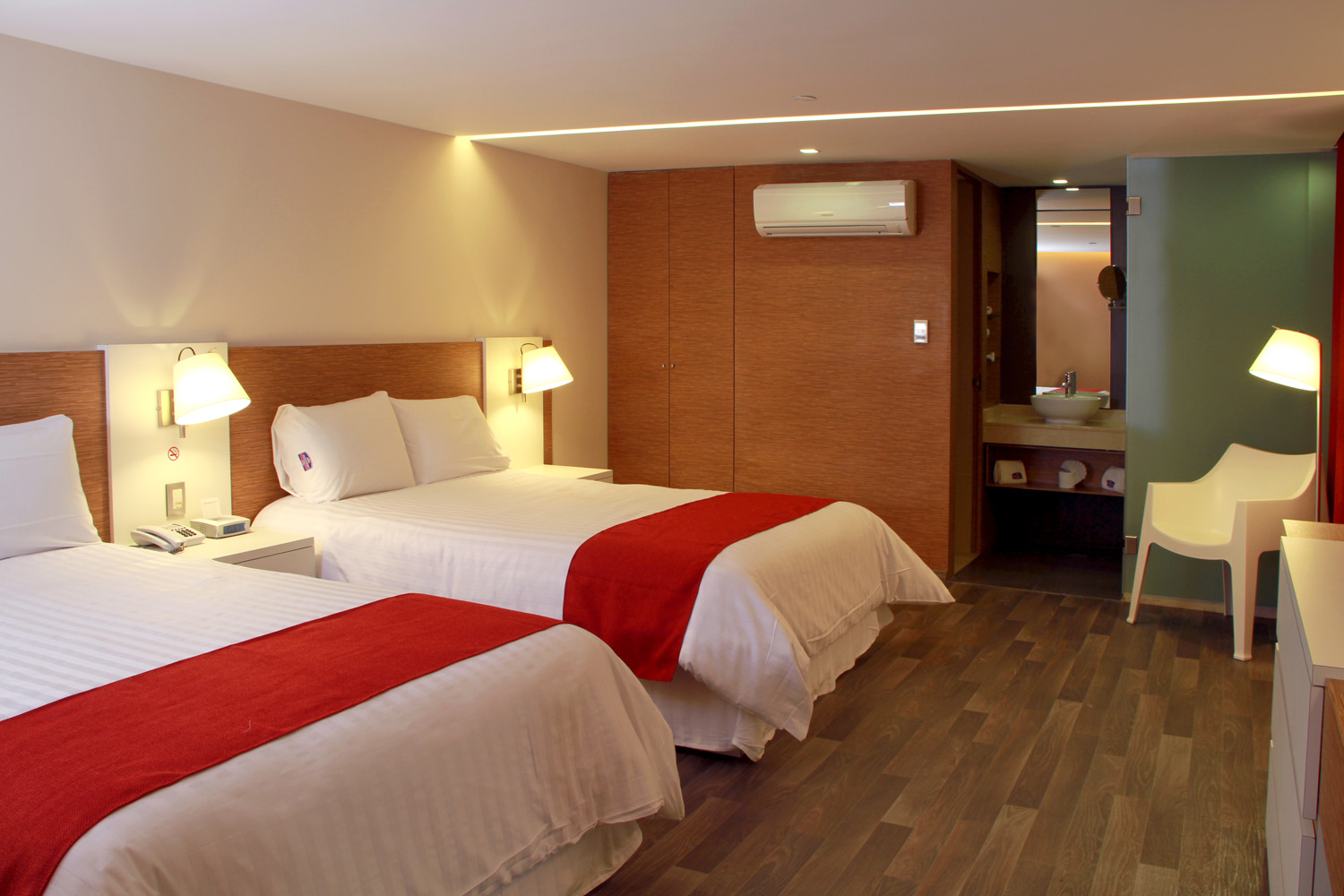 Hotel Howard Johnson by DIN Interiorismo - Architizer