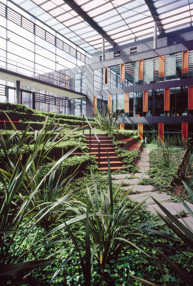 Biological institues of Dresden University of technology by Gerber ...