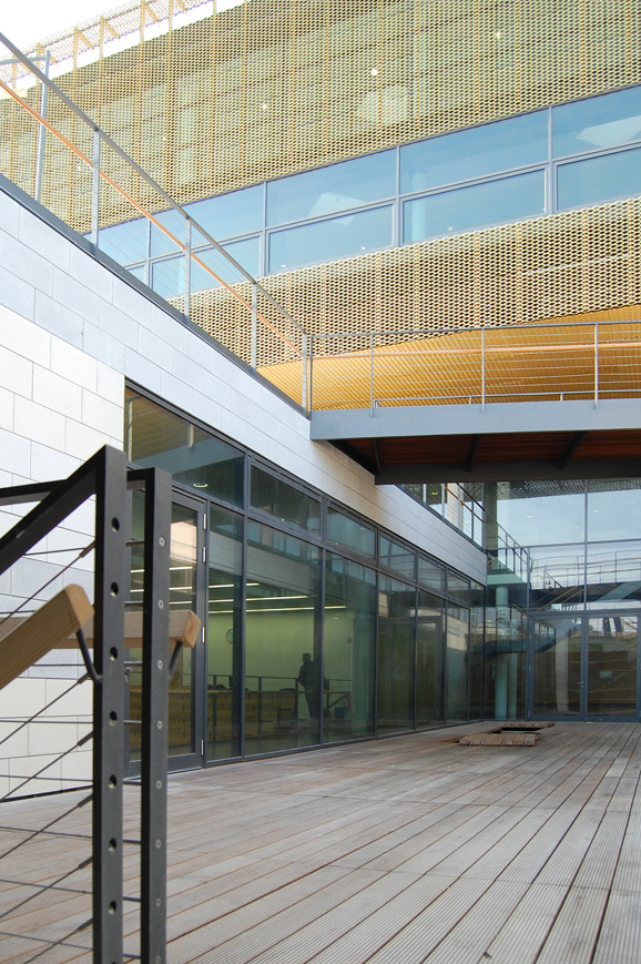 Otto-Stern-Centre, main building, Goethe university Frankfurt am Main ...