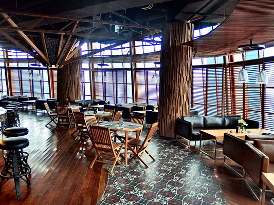 THE 7TH EXODUS LOUNGE, KUNINGAN CITY by Julio Architect & Partners ...