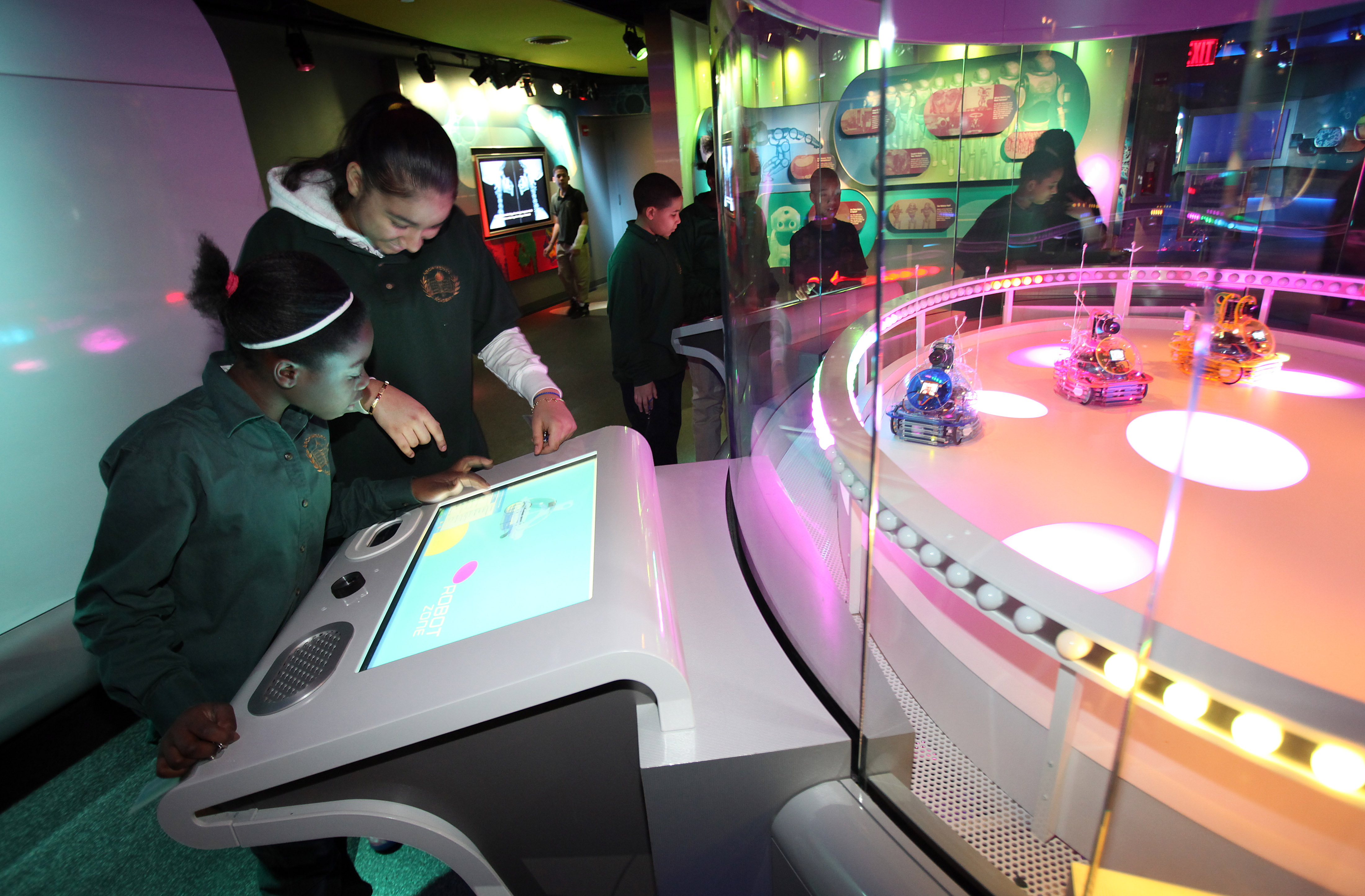 Sony Wonder Technology Lab by SKOLNICK Architecture + Design ...