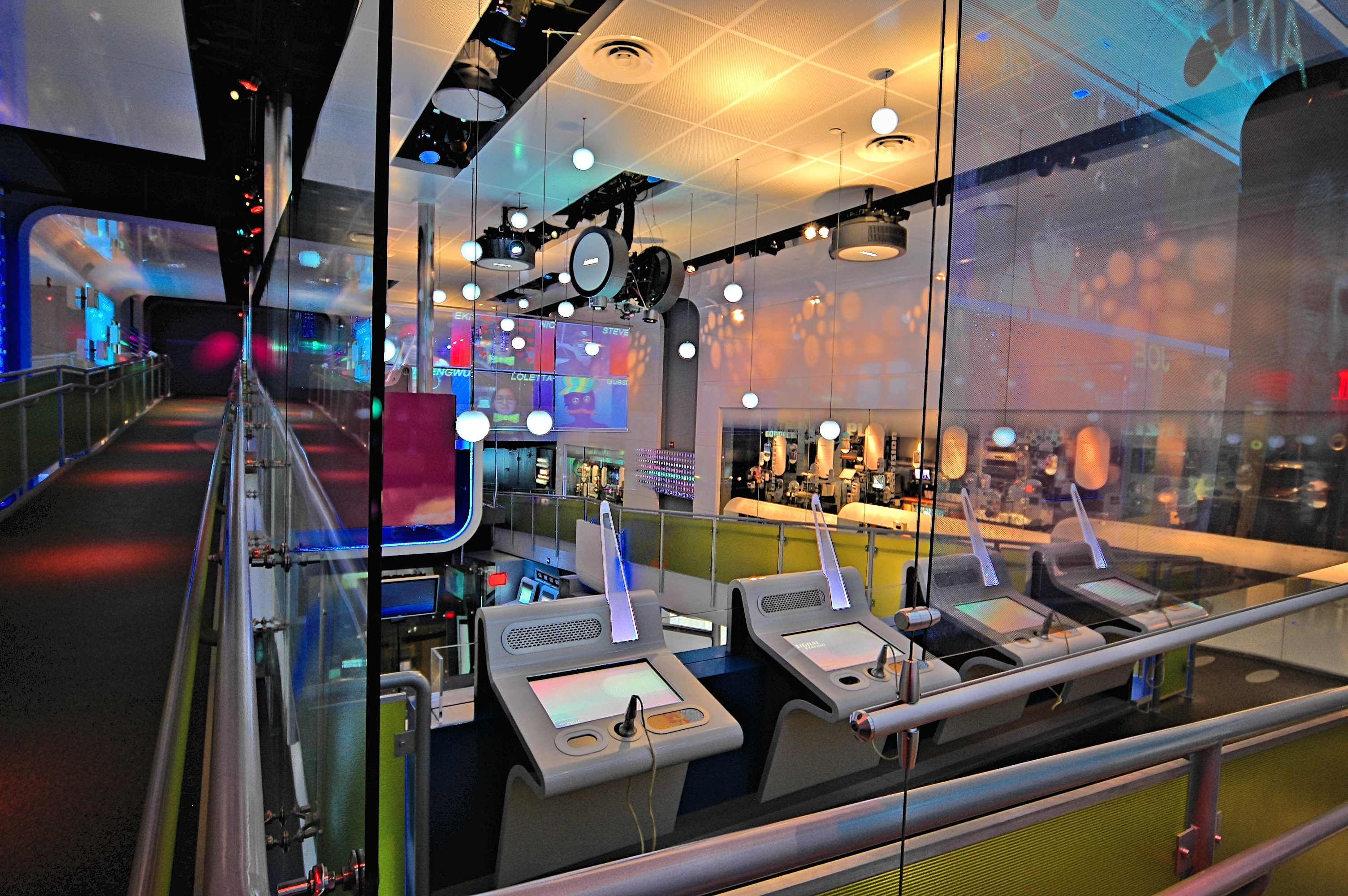 Sony Wonder Technology Lab by SKOLNICK Architecture + Design ...