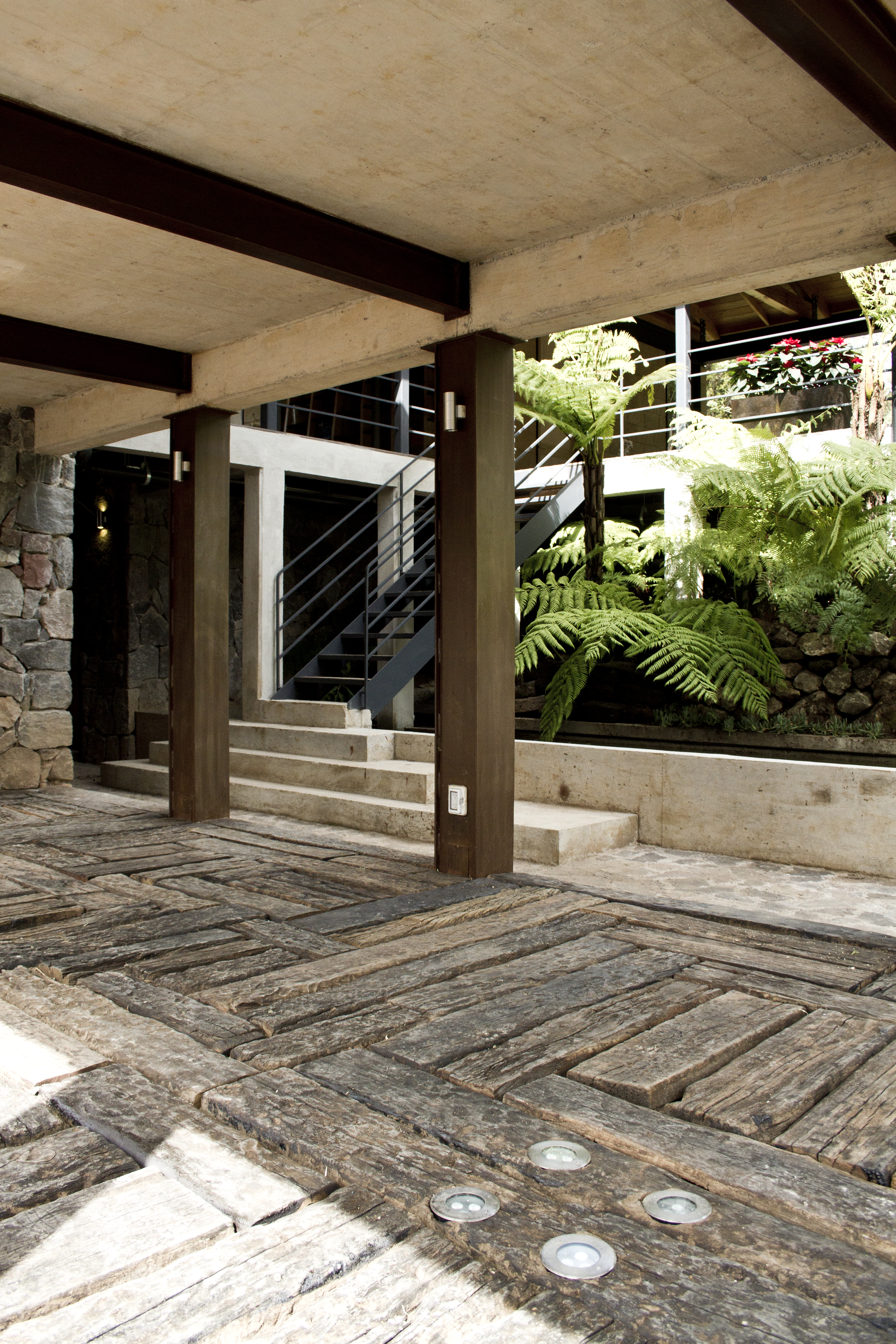El Humedal (The Wetland) by TAAR / Taller de Arquitectura de Alto ...