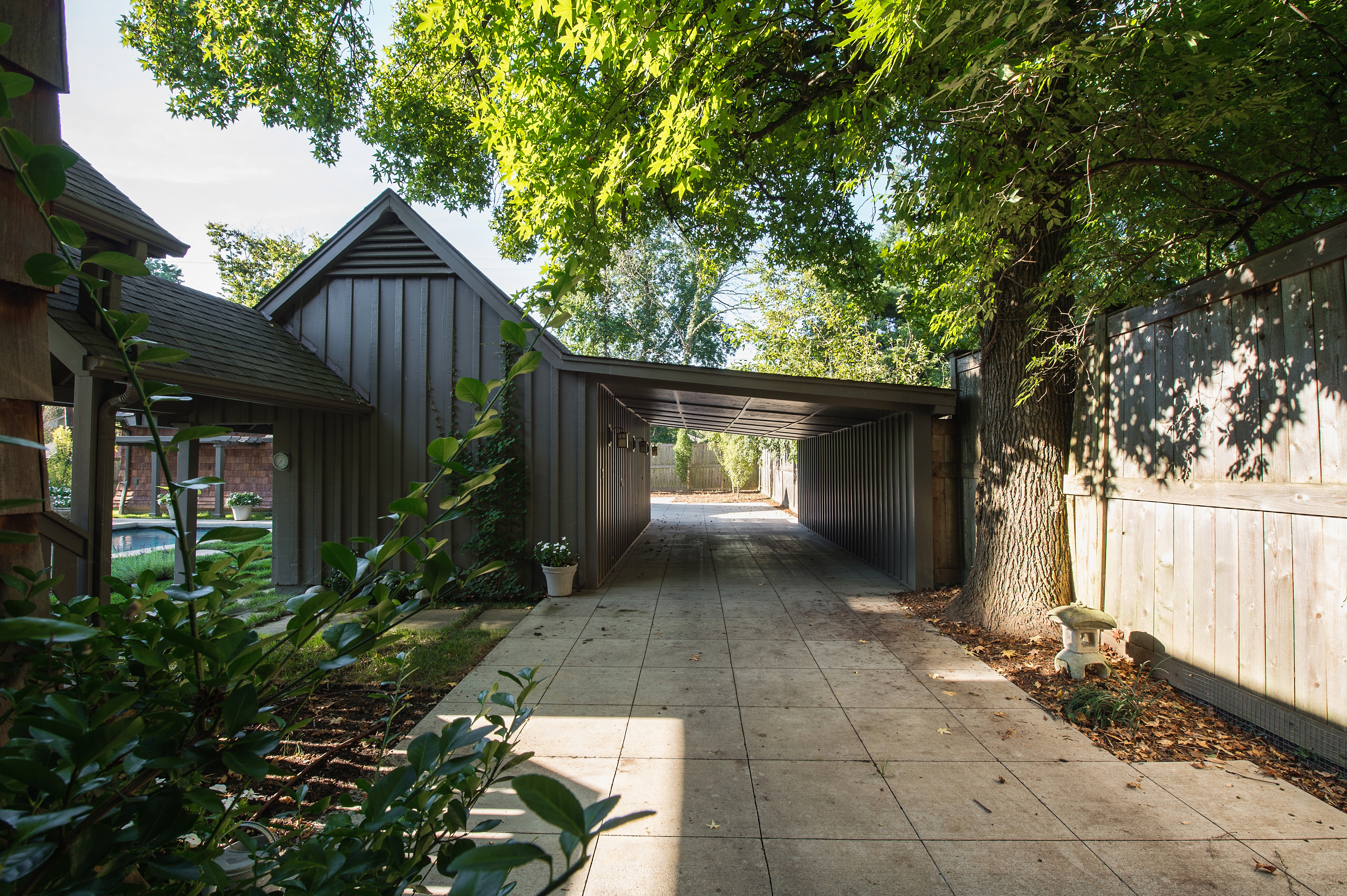 Wallace / Hodges Residence by nomi - Architizer