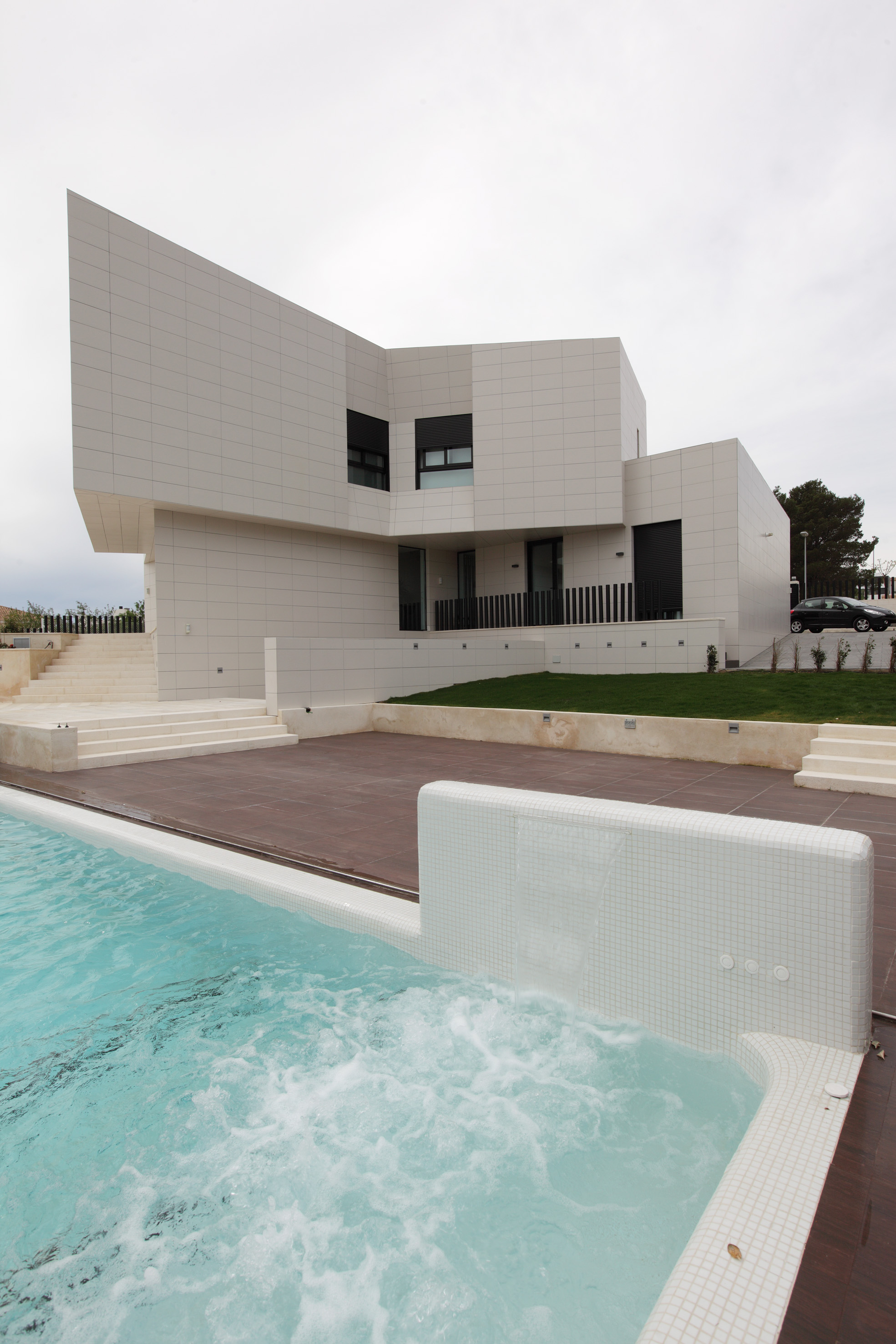 HOUSE JR by JAS Arquitectura - Architizer