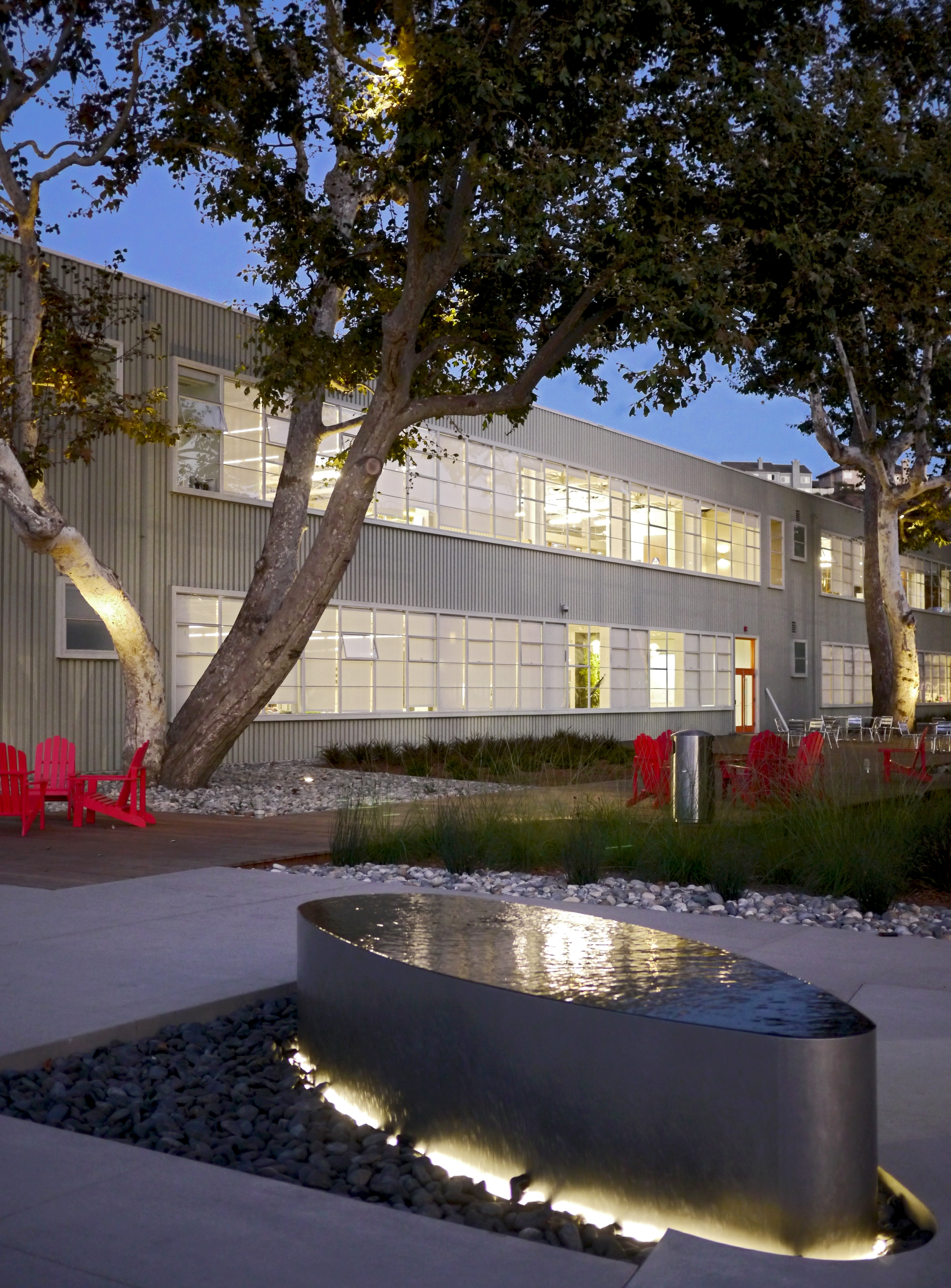 Hercules Playa Vista Campus by Water Studio - Architizer
