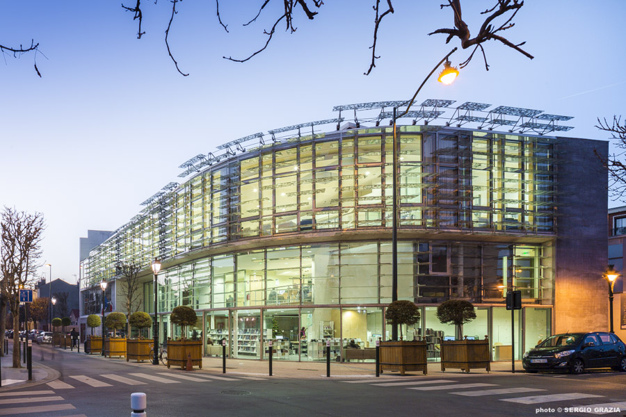 cultural center - printed glass wall by Richard + Schoeller Architectes ...