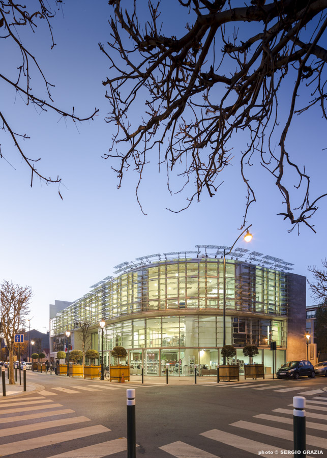 cultural center - printed glass wall by Richard + Schoeller Architectes ...