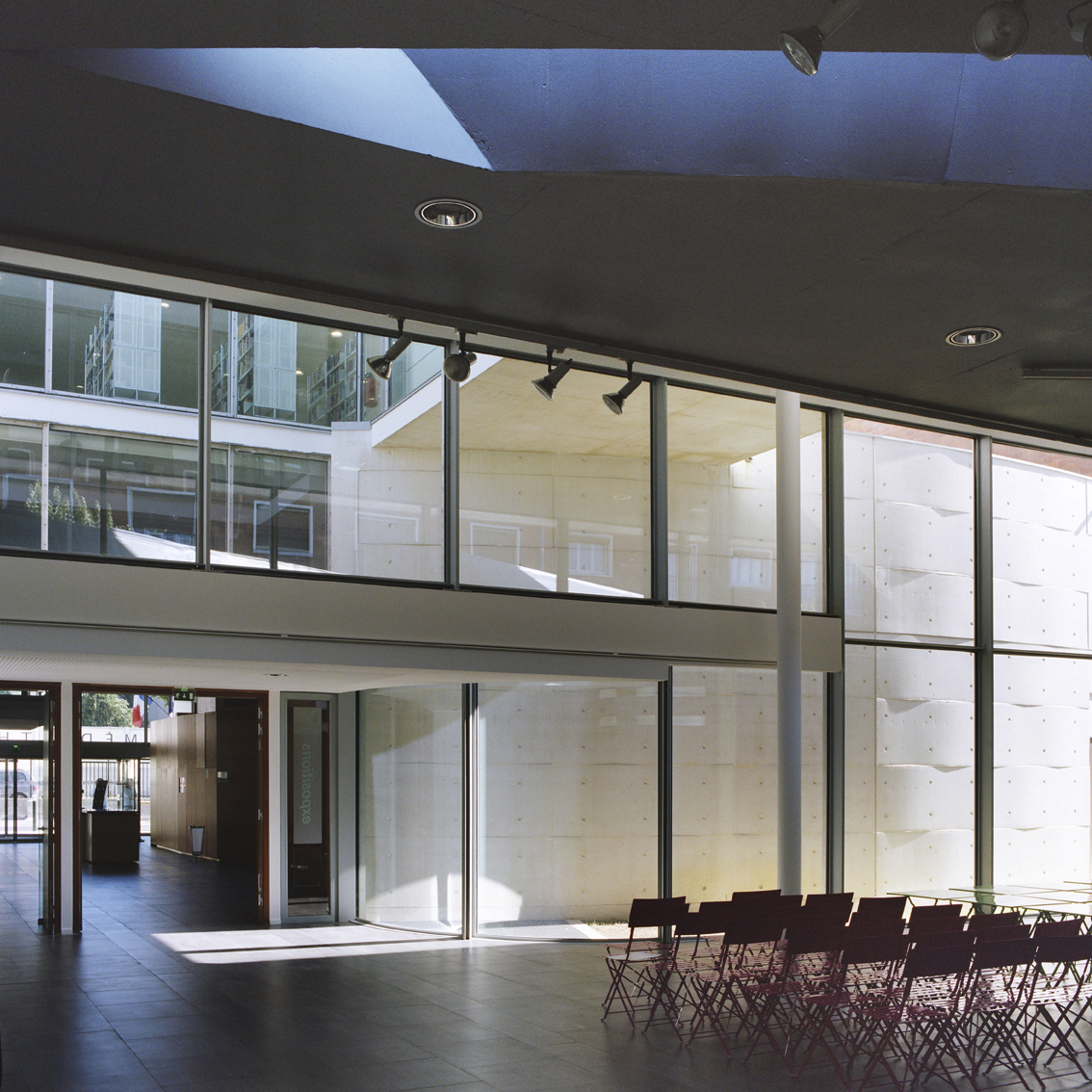 cultural center - printed glass wall by Richard + Schoeller Architectes ...