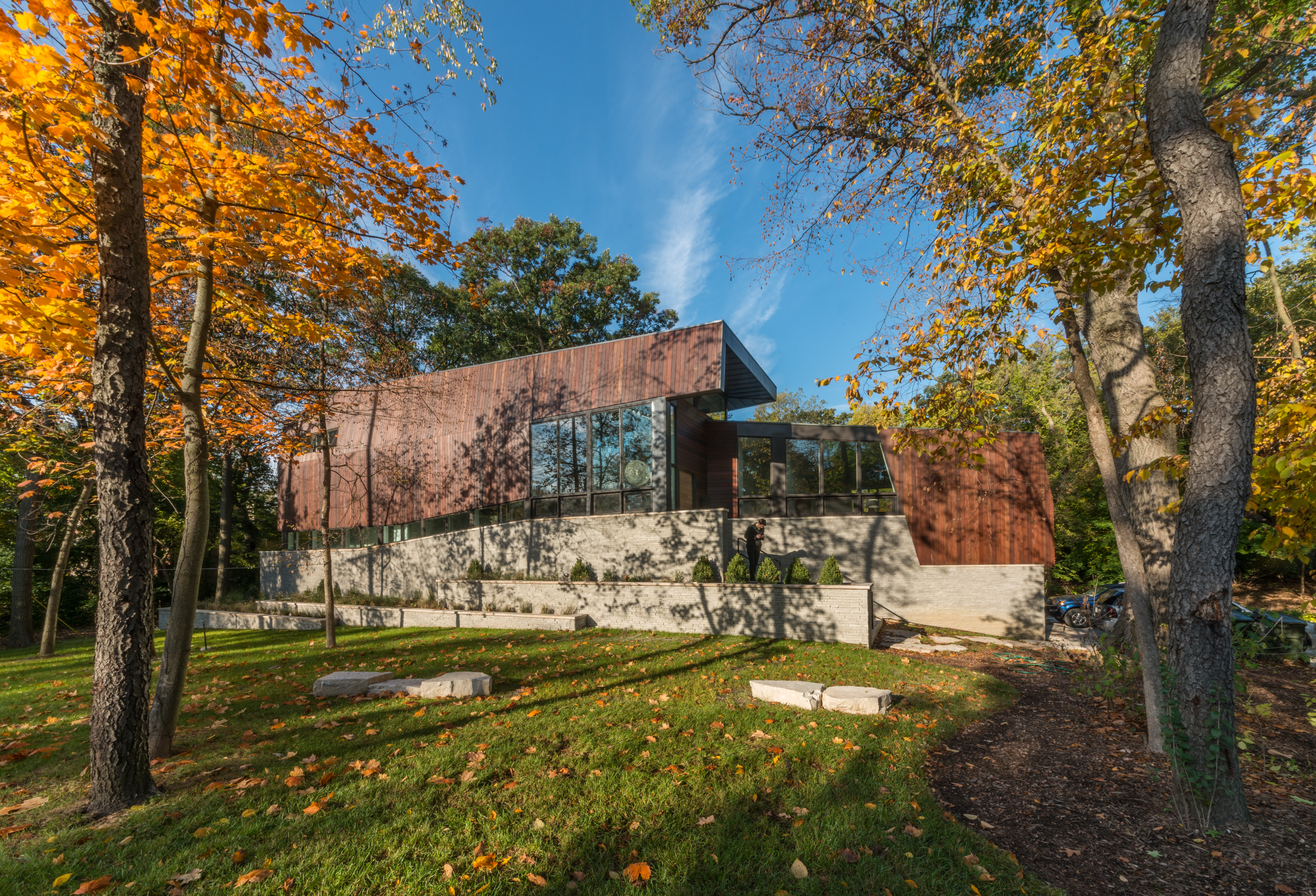 Westfield Old Orchard Glass Cube by JGMA - Architizer