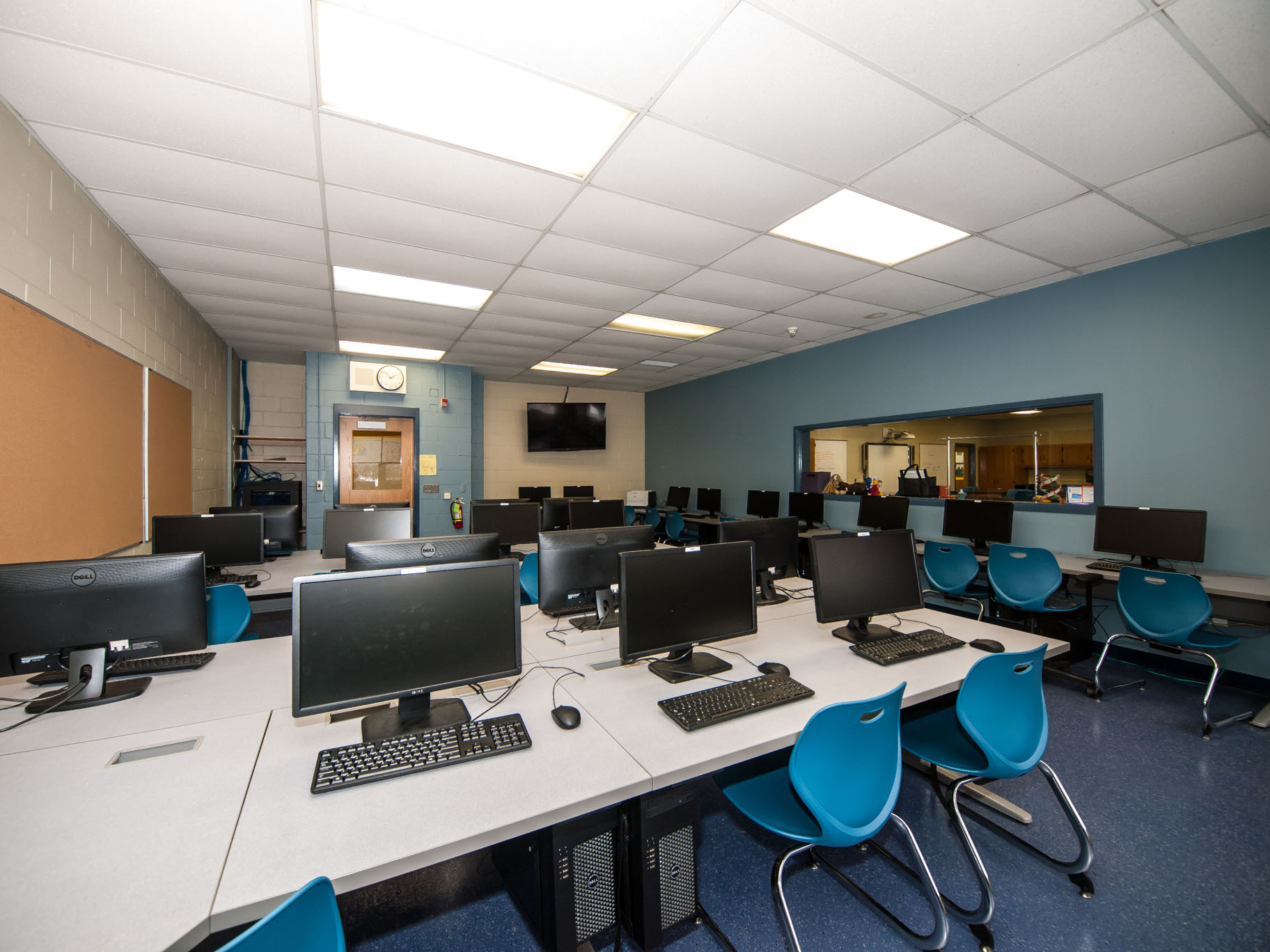 Pequannock Middle School Stem Lab by Solutions Architecture - Architizer