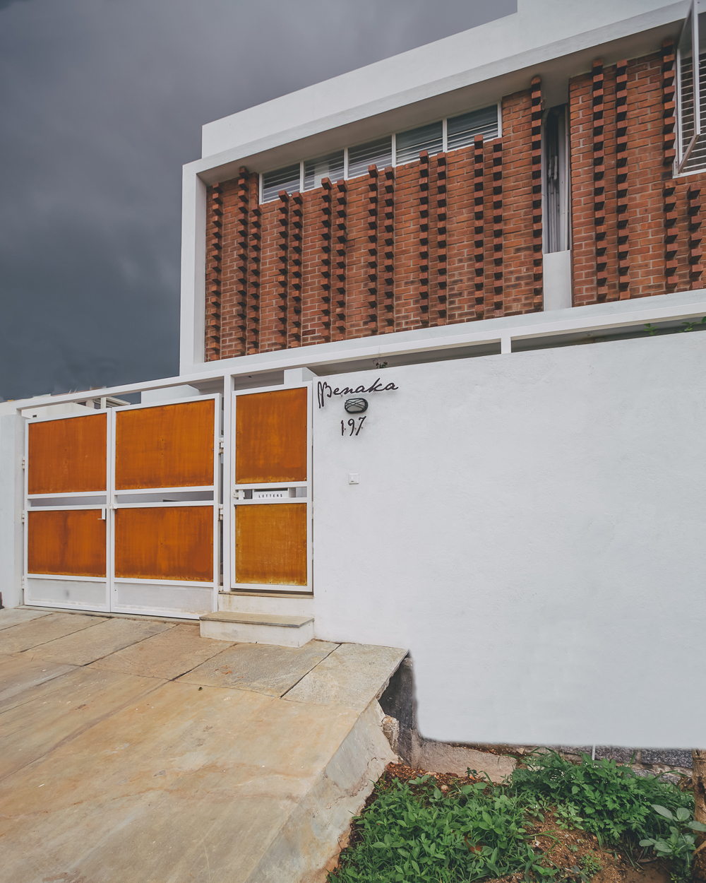 Lateral House by Gaurav Roy Choudhury Architects - Architizer