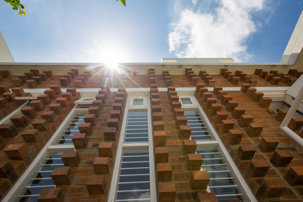 Lateral House by Gaurav Roy Choudhury Architects - Architizer