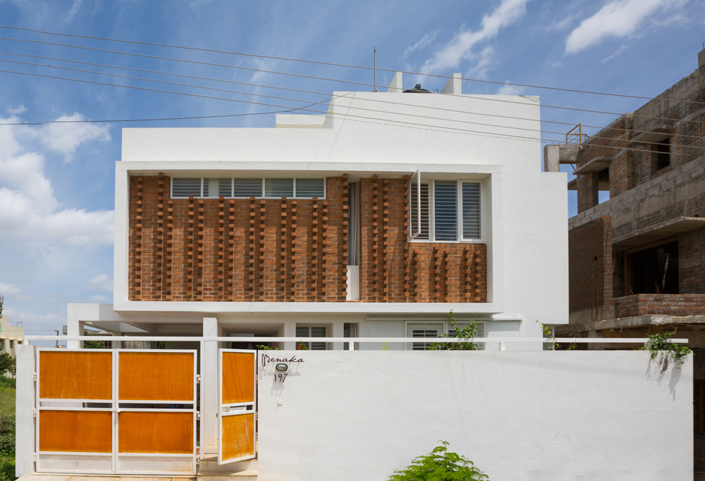 Lateral House by Gaurav Roy Choudhury Architects - Architizer