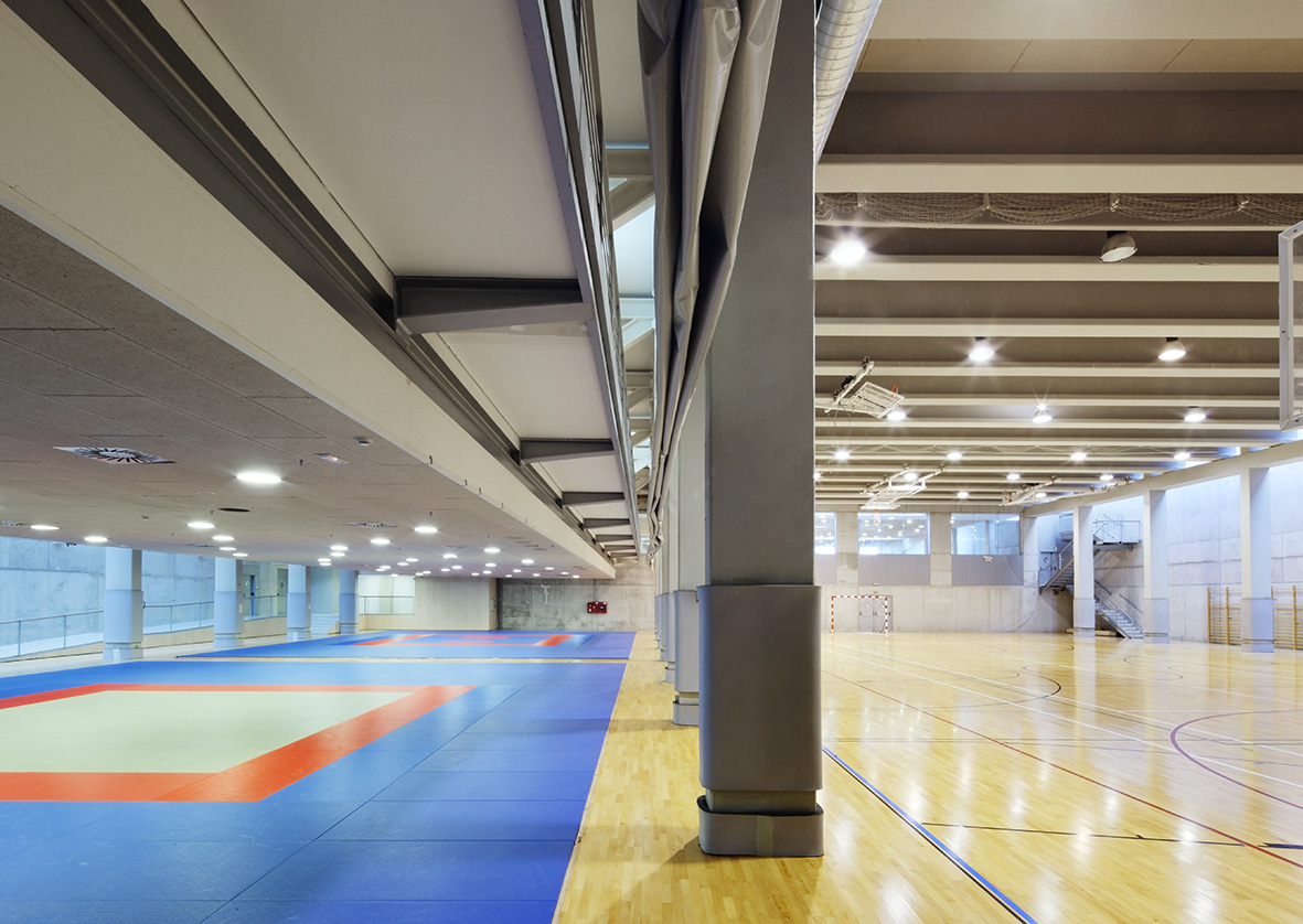 Usabal Sports Center by HozFontán - Architizer