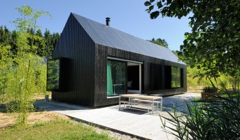 Rottaler Longhouses by Urlaubsarchitektur - Architizer