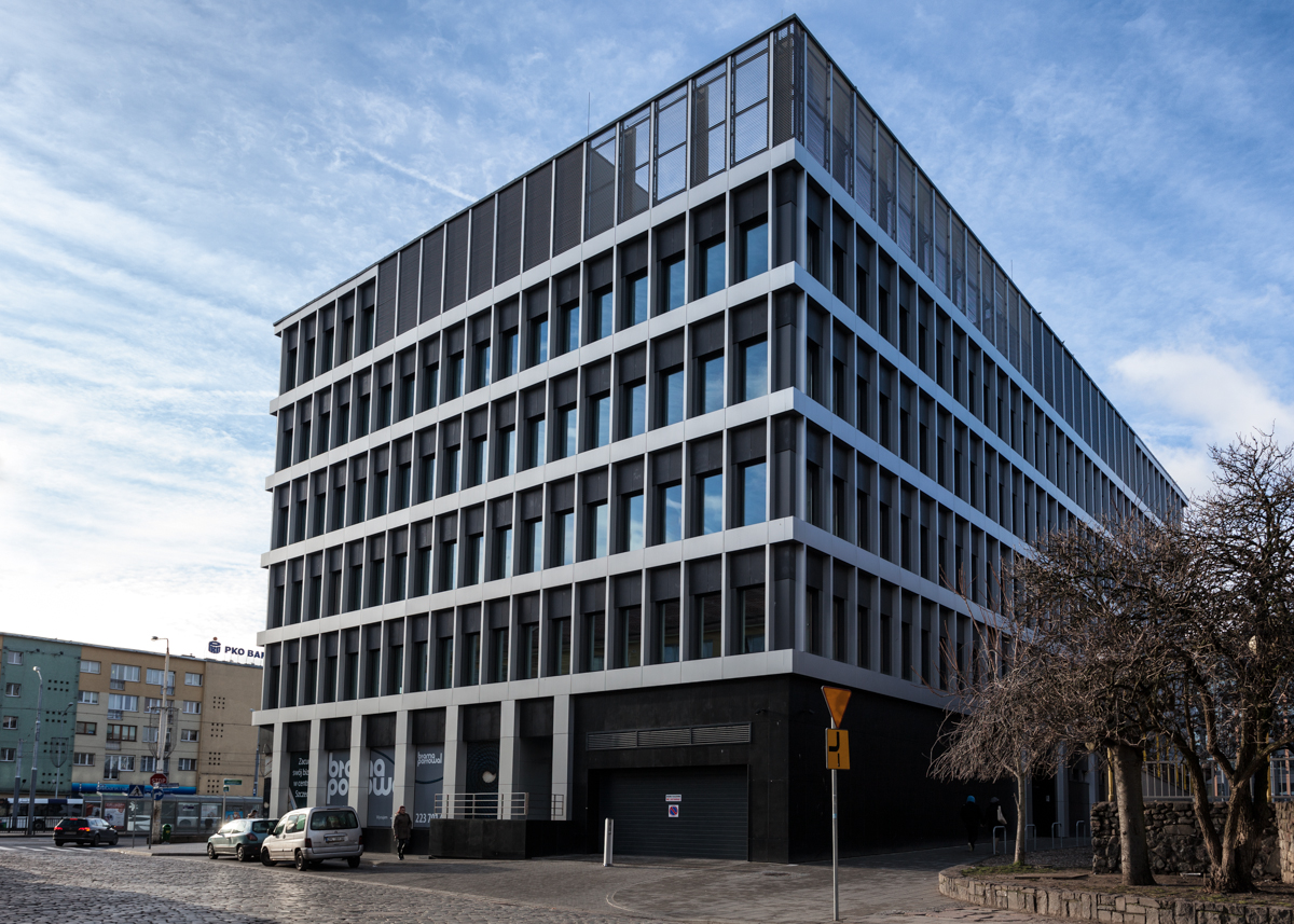 Grzybek Office/Retail Building by t-33 architects - Architizer