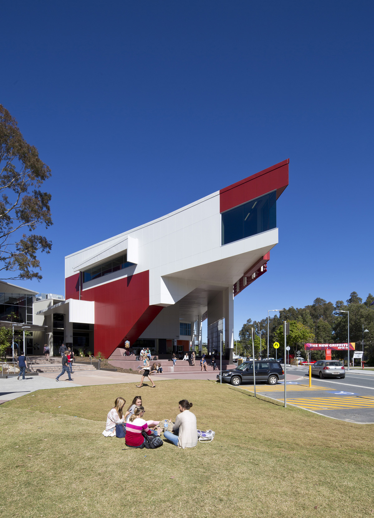 Griffith University Learning Commons by ThomsonAdsett - Architizer