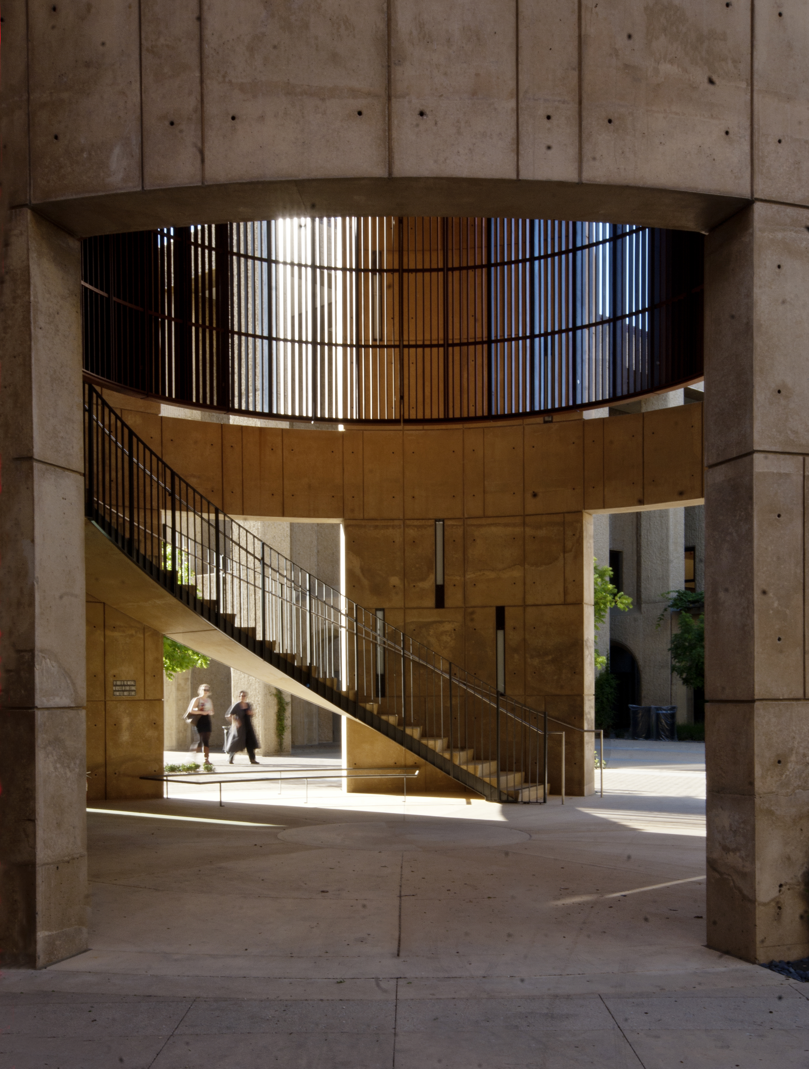 Stanford Law School, William H. Neukom Building by Ennead Architects ...