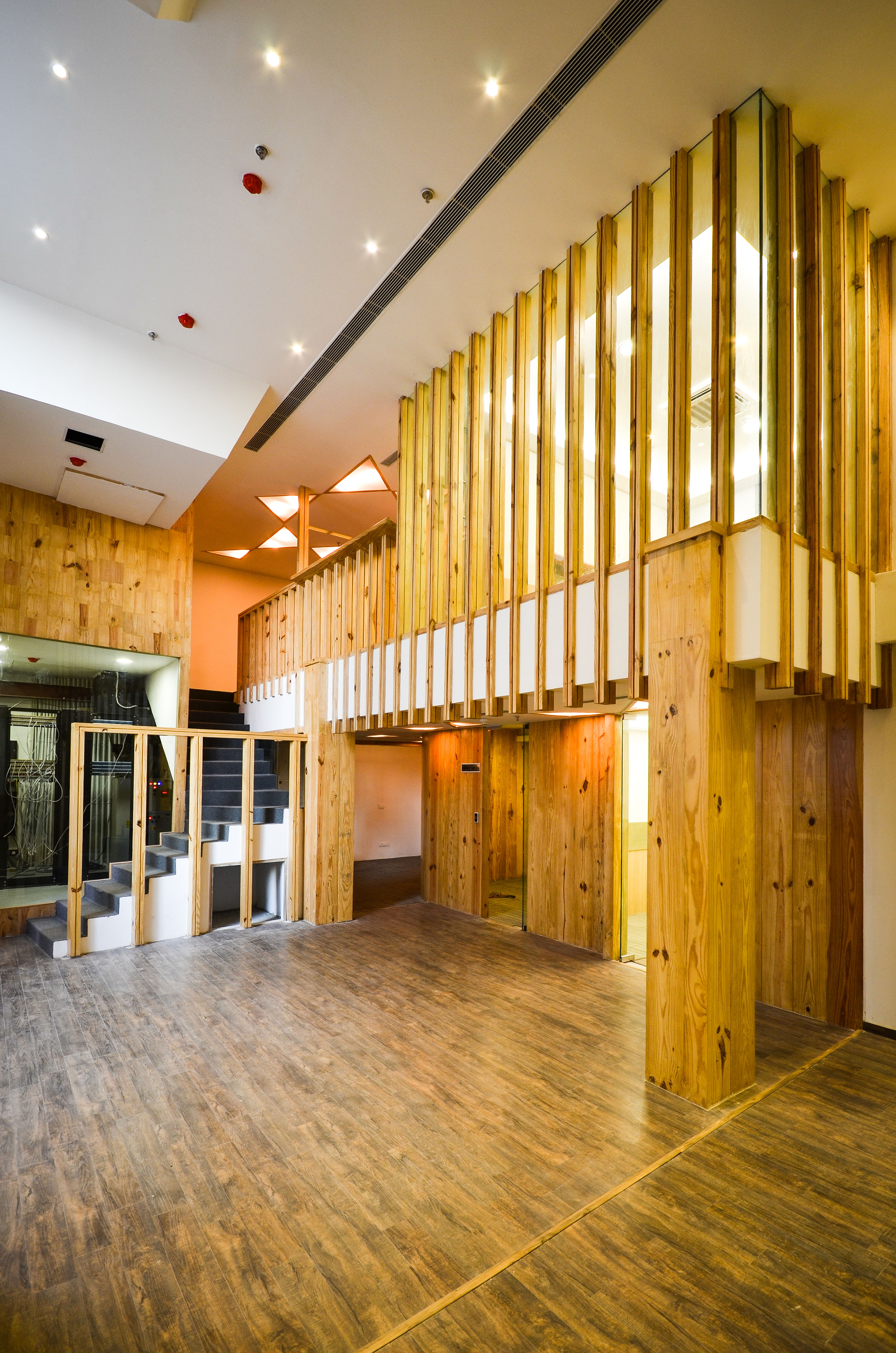 INHWA Business Center by SpaceMatters - Architizer