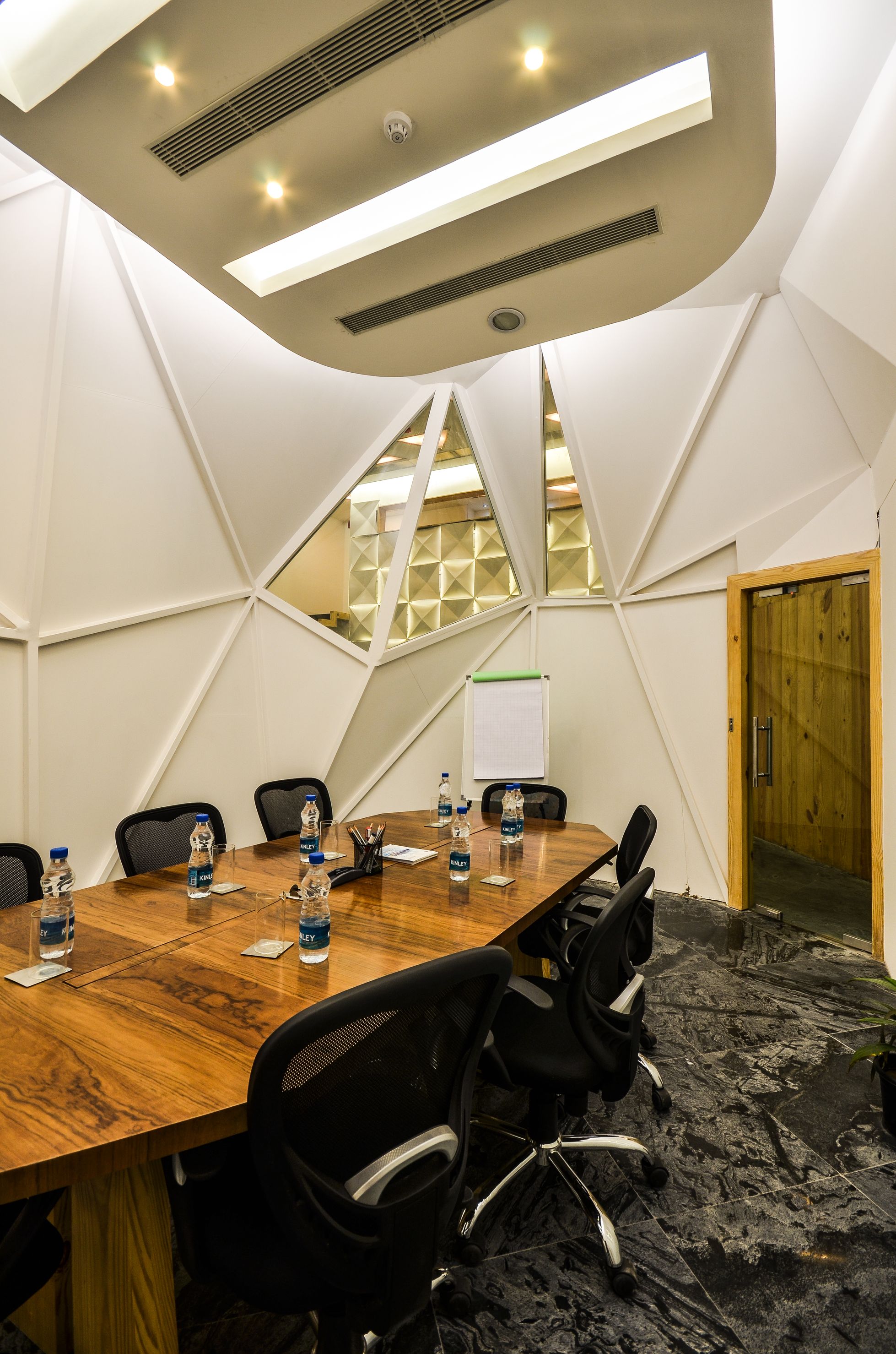 INHWA Business Center by SpaceMatters - Architizer