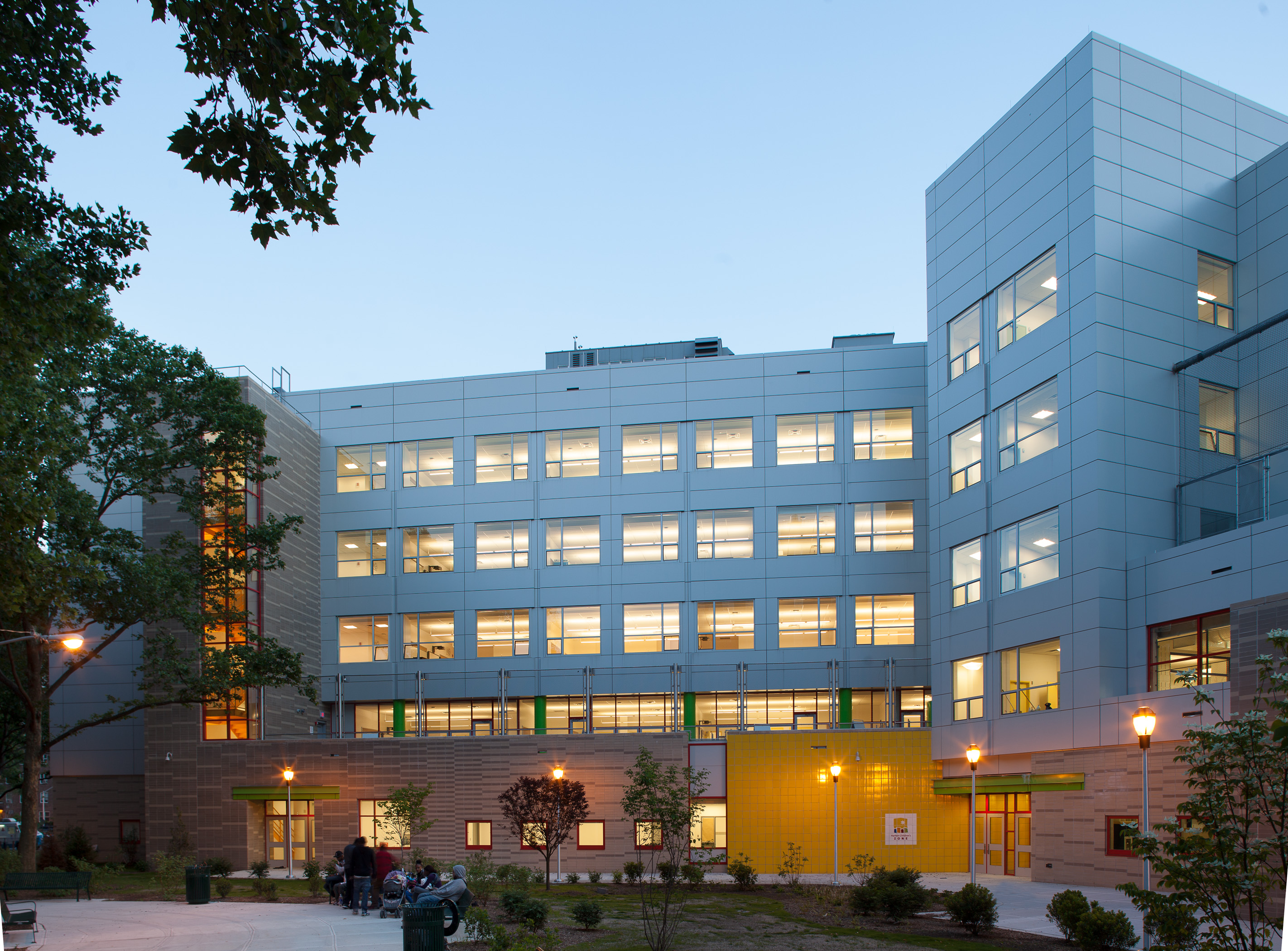 Idea 743666: Harlem Children's Zone Promise Academy by John Ciardullo ...